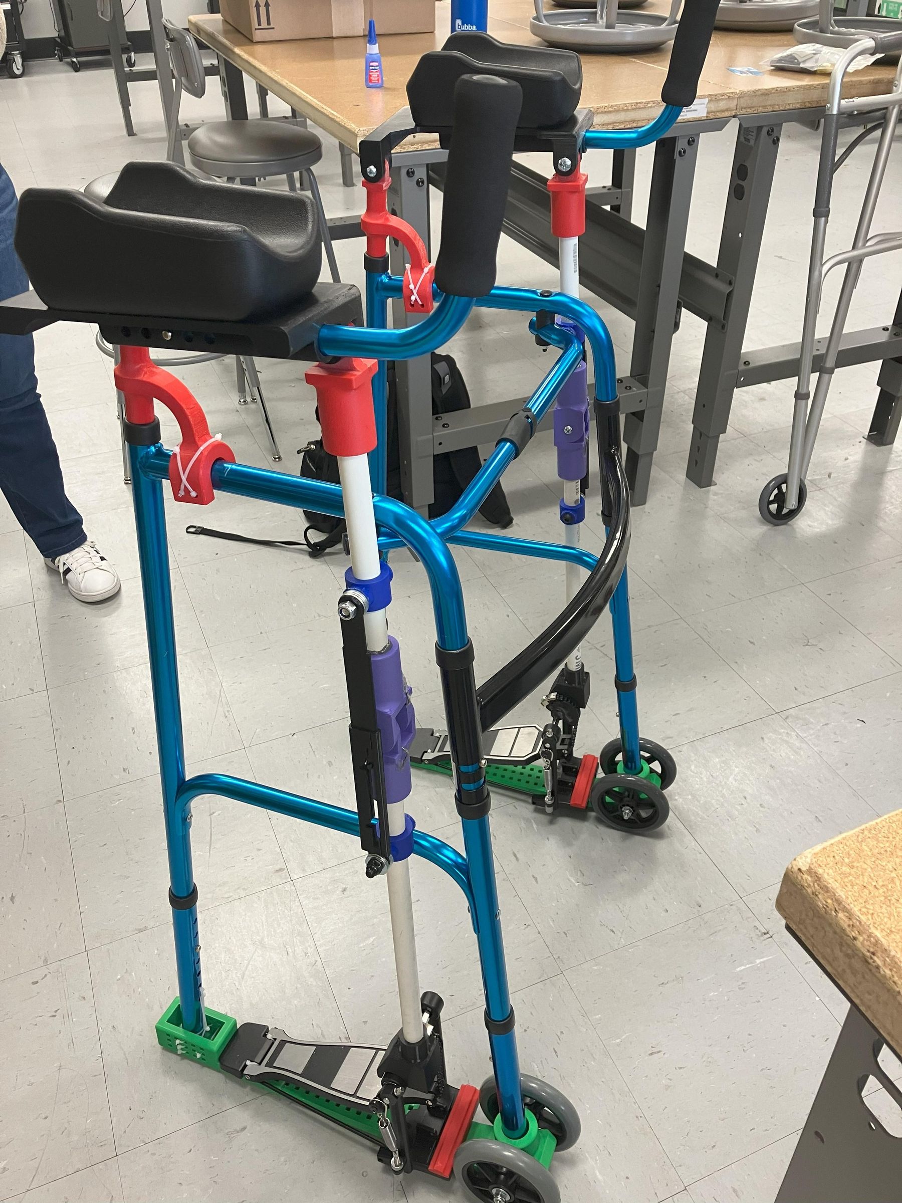 Adaptive Arm-lifting Attachment for a Standard Walker : 6 Steps ...