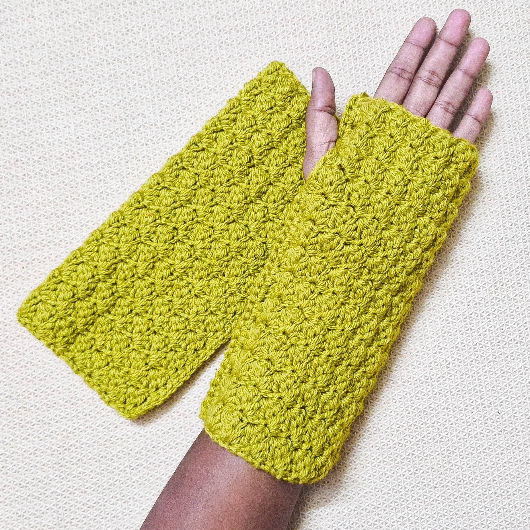 Easy Willow Crochet Fingerless Gloves Set : 6 Steps (with Pictures ...