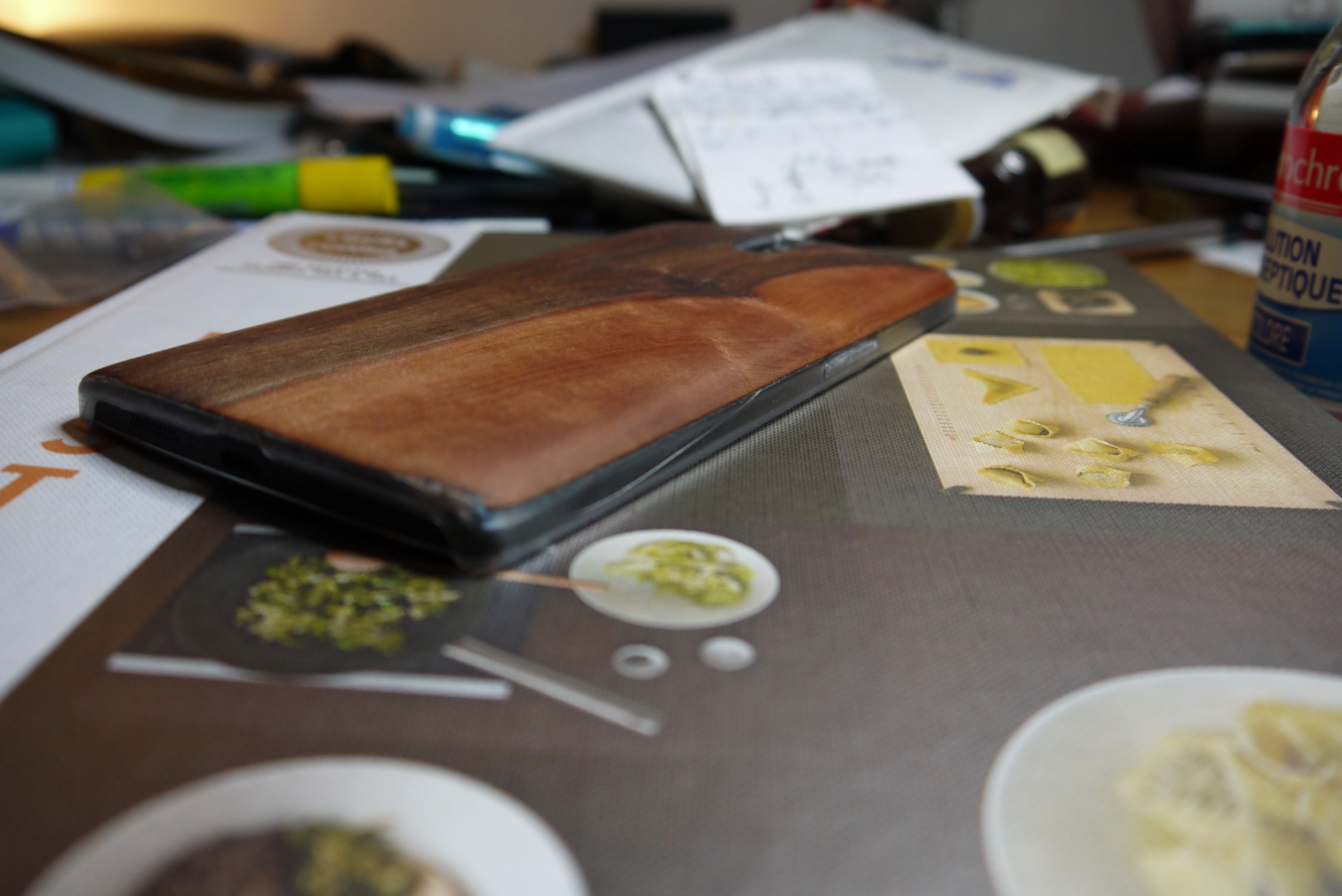 Smartphone Wood Veneer Case : 6 Steps (with Pictures) - Instructables
