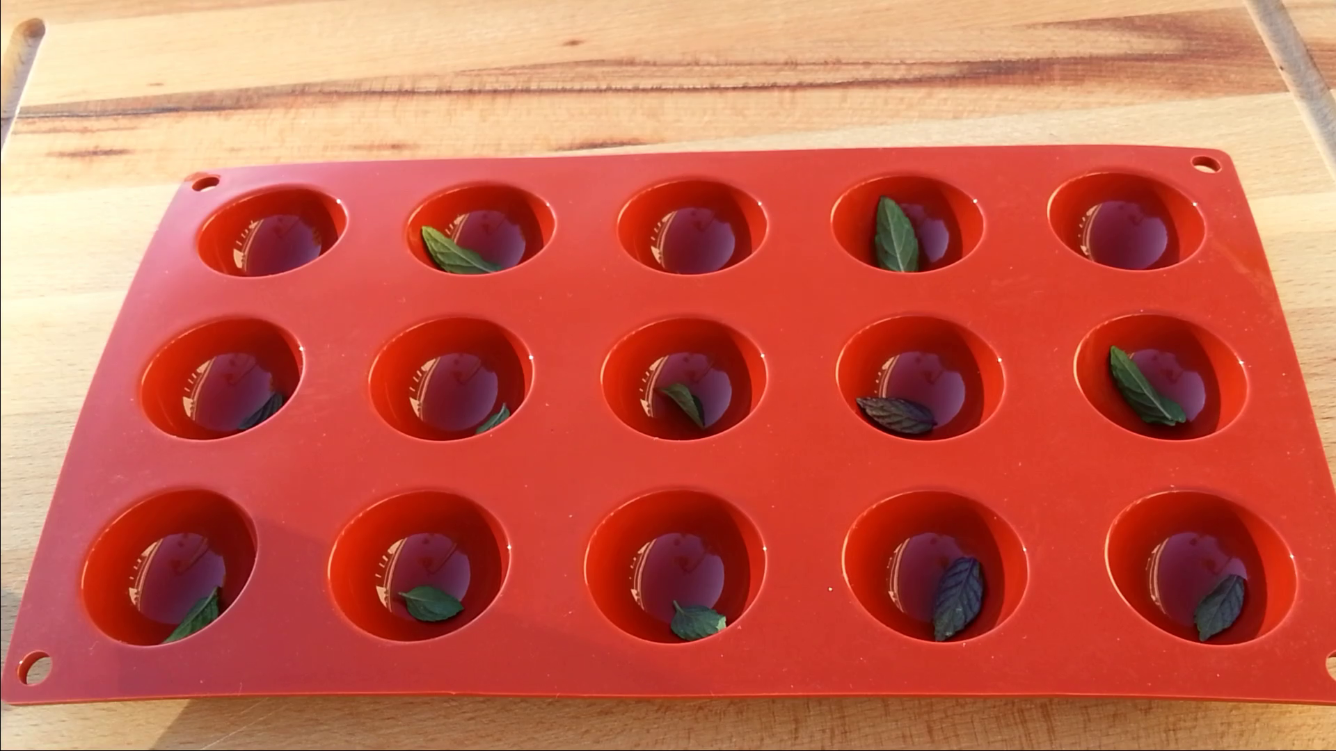 Molecular Mojito Cocktail - Inverse Spherification : 6 Steps (with ...