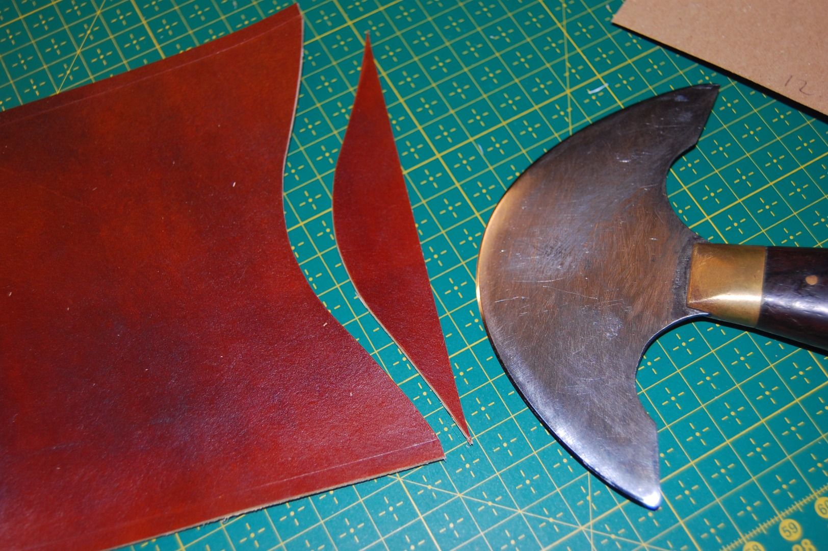 Classic Leather Briefcase With Accordion Gusset : 22 Steps (with ...