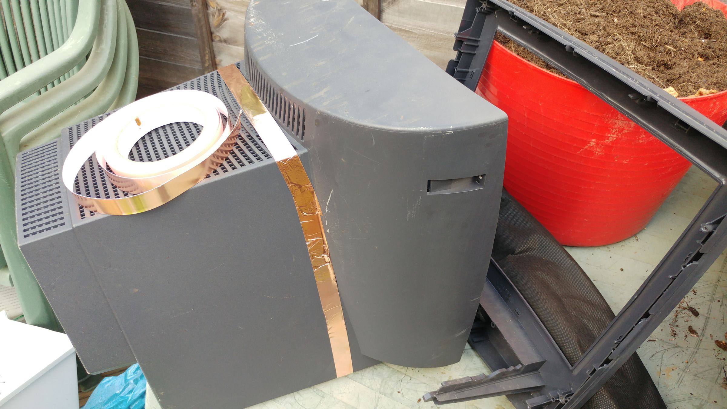Computer Monitor Garden Planter : 5 Steps (with Pictures) - Instructables