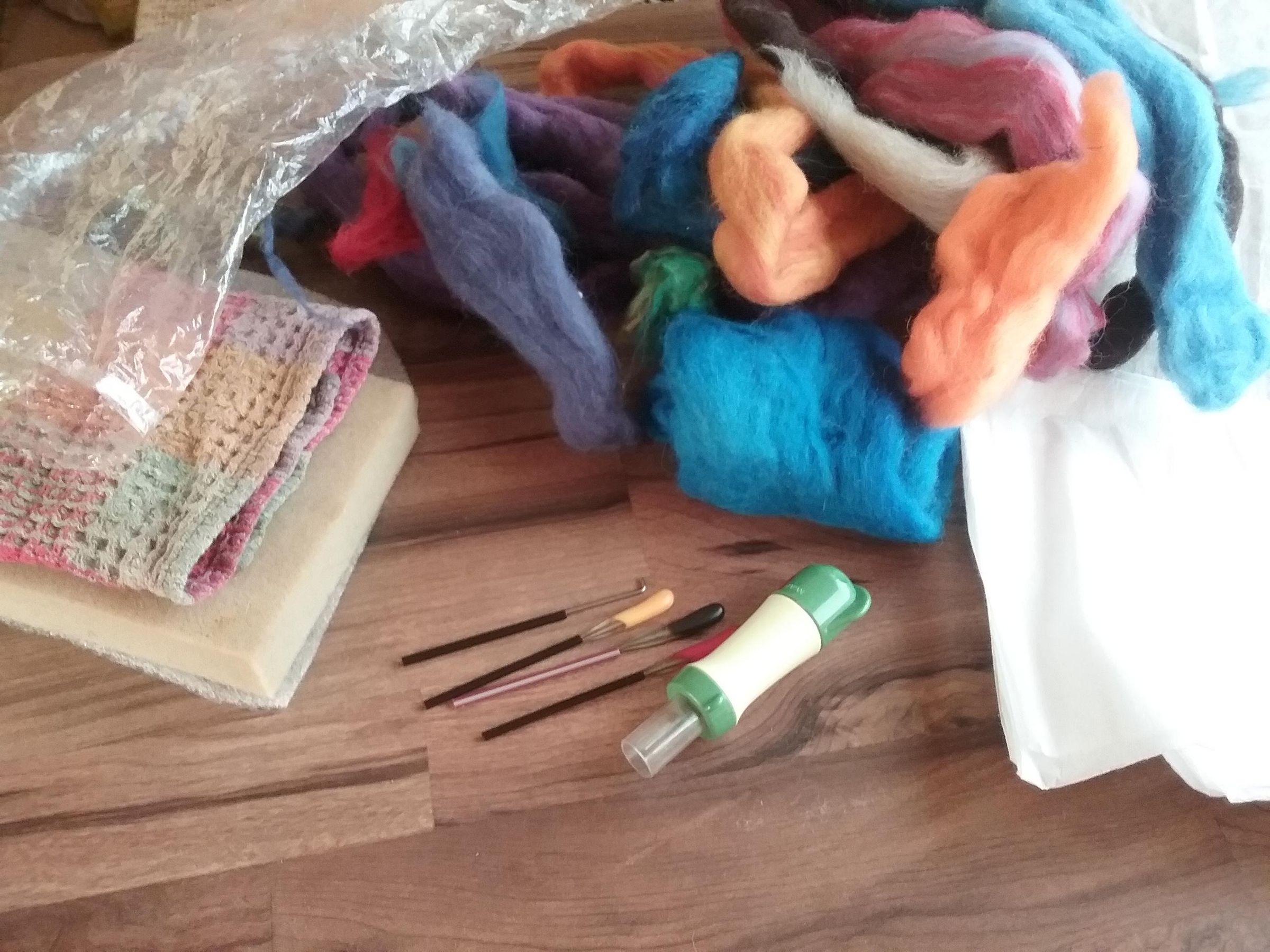 Kids Soft Felt Puzzle Using Needle Felting on Dissolving Paper : 7 ...