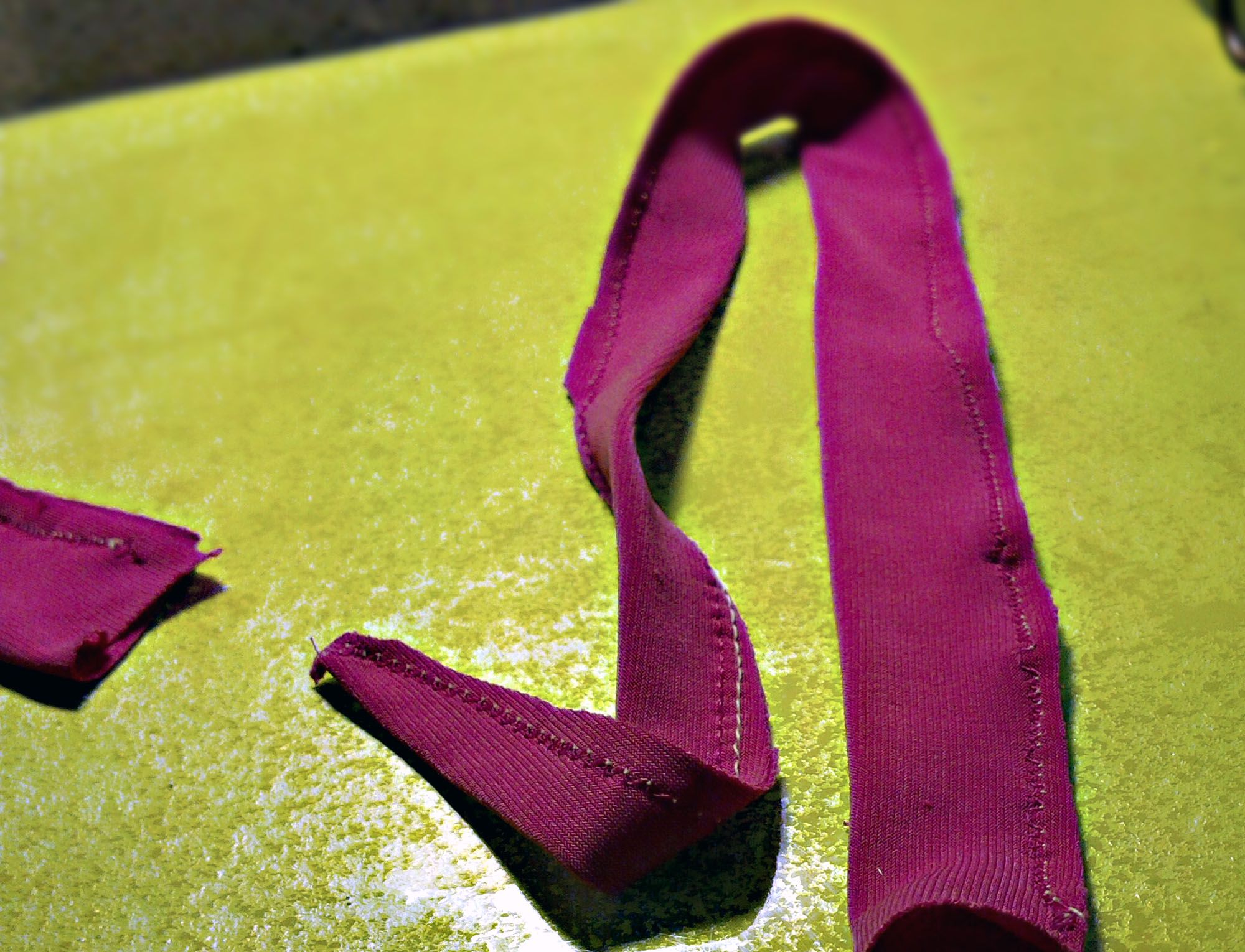 T-Shirt to Tie Up Halter : 10 Steps (with Pictures) - Instructables