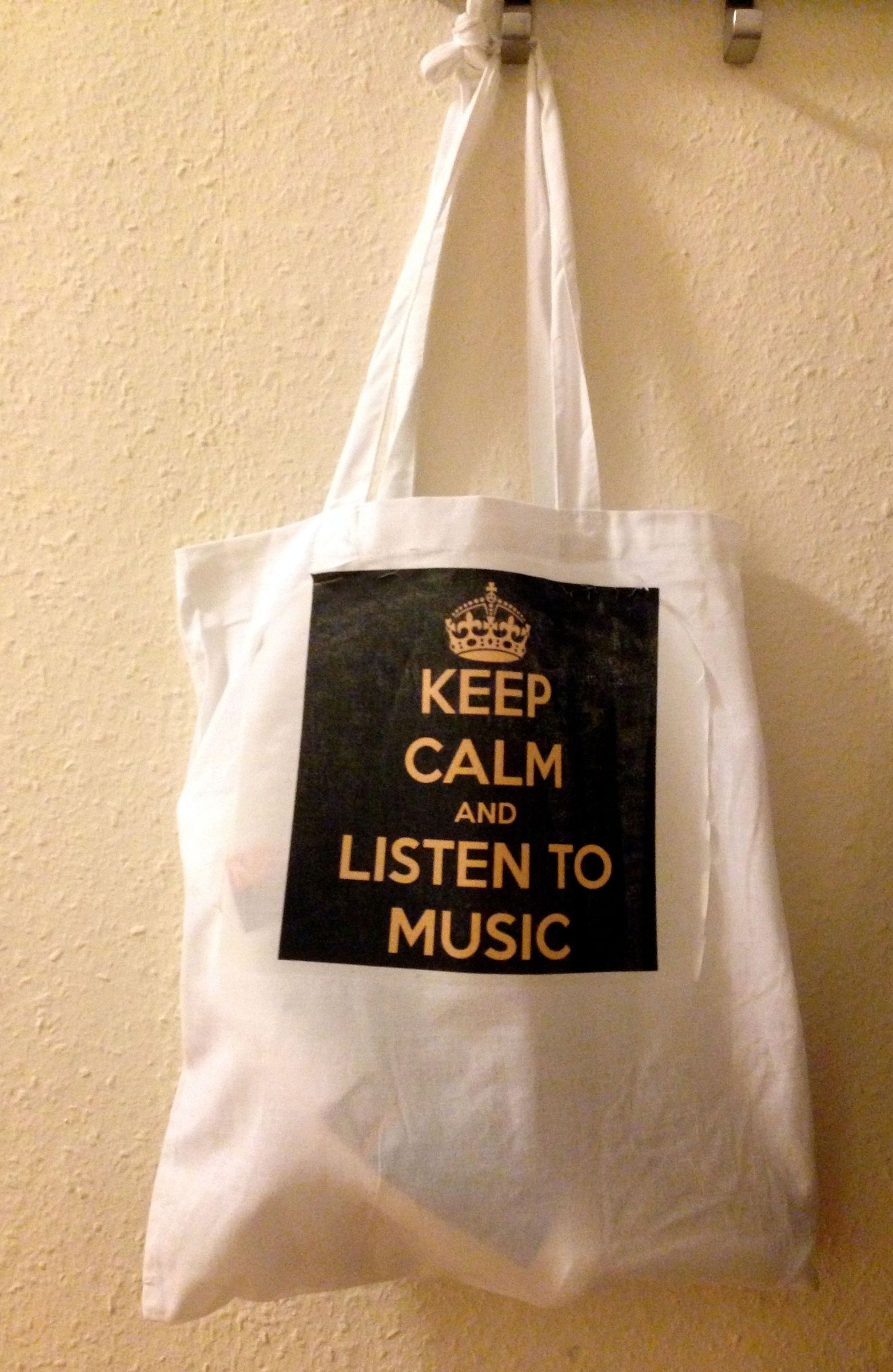 Customized Tote Bags! : 6 Steps (with Pictures) - Instructables