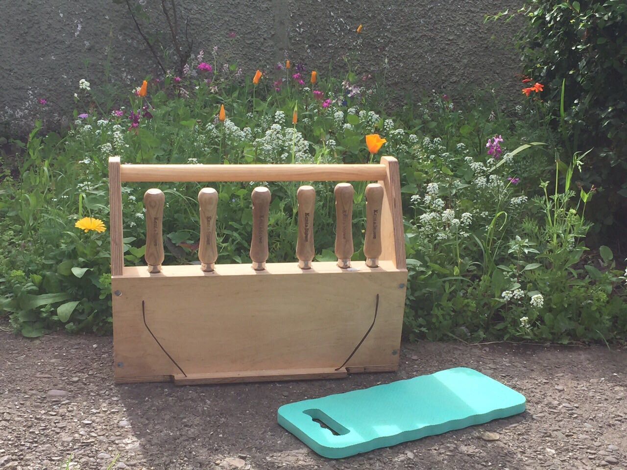 Garden Tool Box : 8 Steps (with Pictures) - Instructables