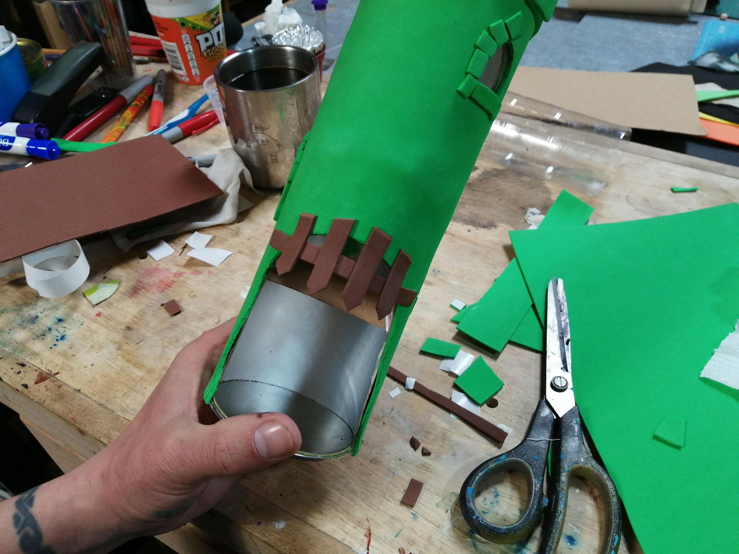 Pringles Tube Dice Tower : 9 Steps (with Pictures) - Instructables