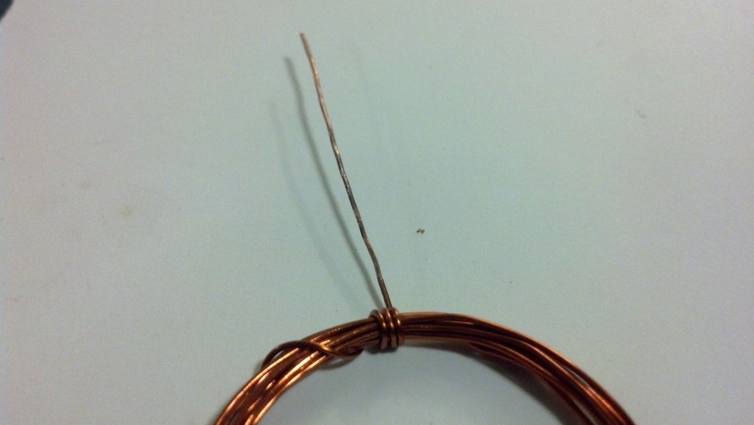 How to Build a Simple Electric Motor : 7 Steps - Instructables