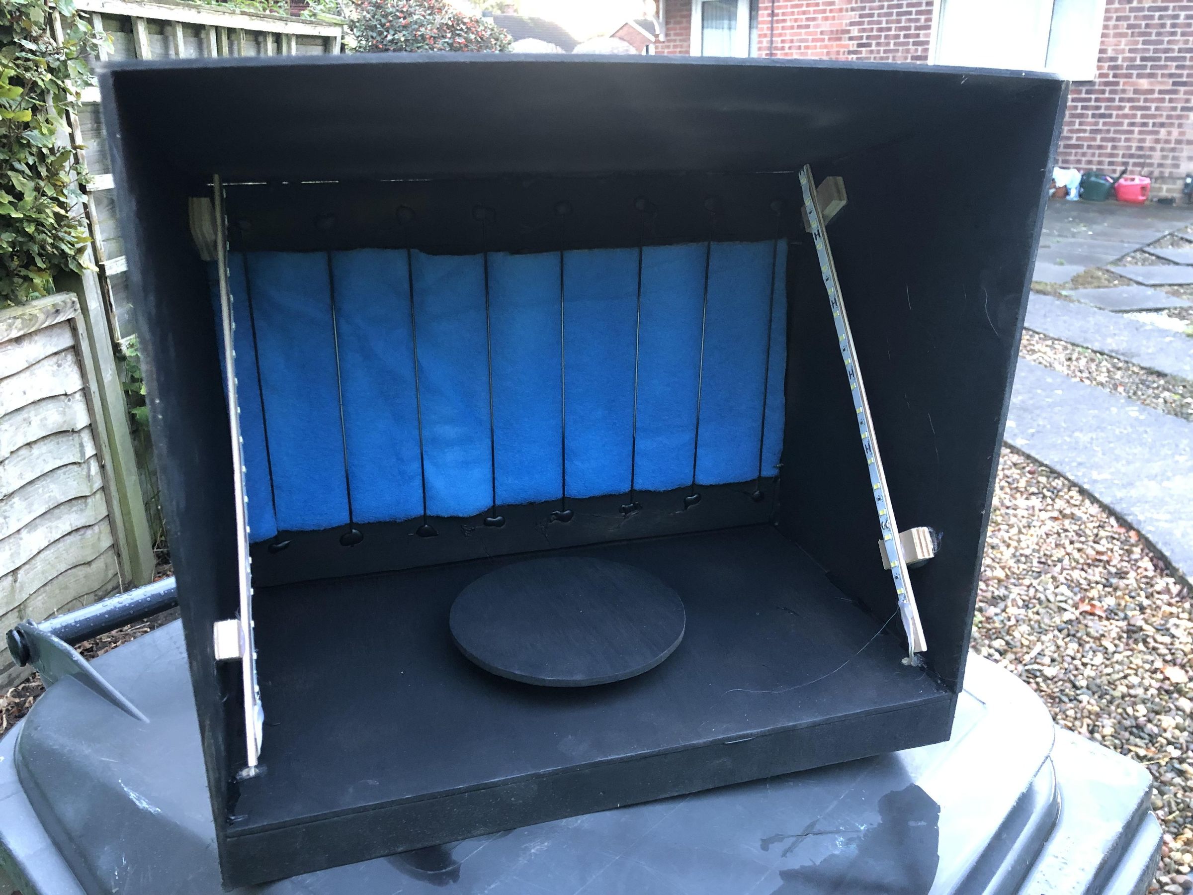 Rattle Spray Can Micro Spray Booth With Turntable : 5 Steps (with ...