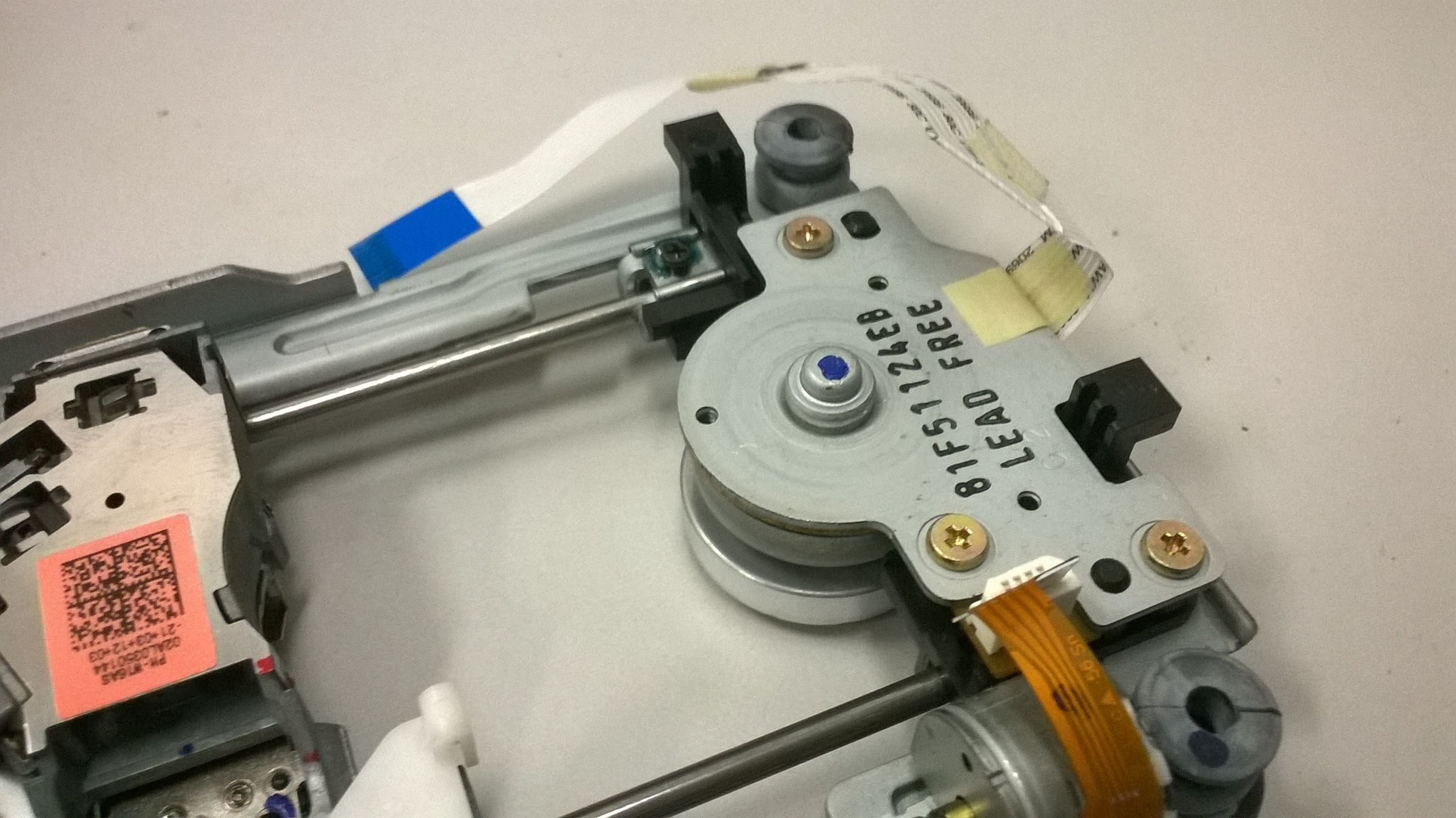 Disassembling a CD/DVD Reader and Reusing Its Parts : 12 Steps (with ...