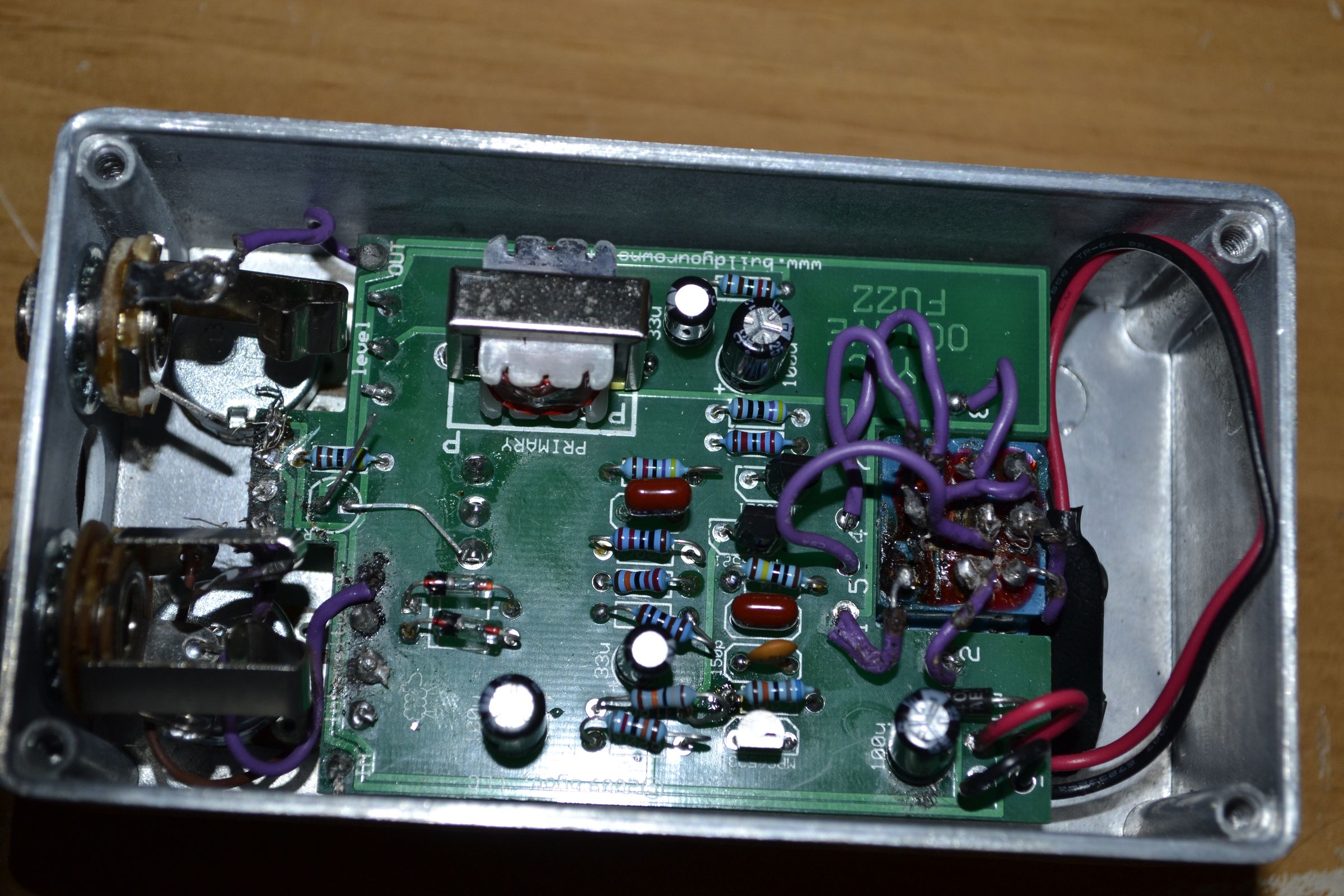 Build Your Own Guitar Effects Pedal! : 18 Steps - Instructables