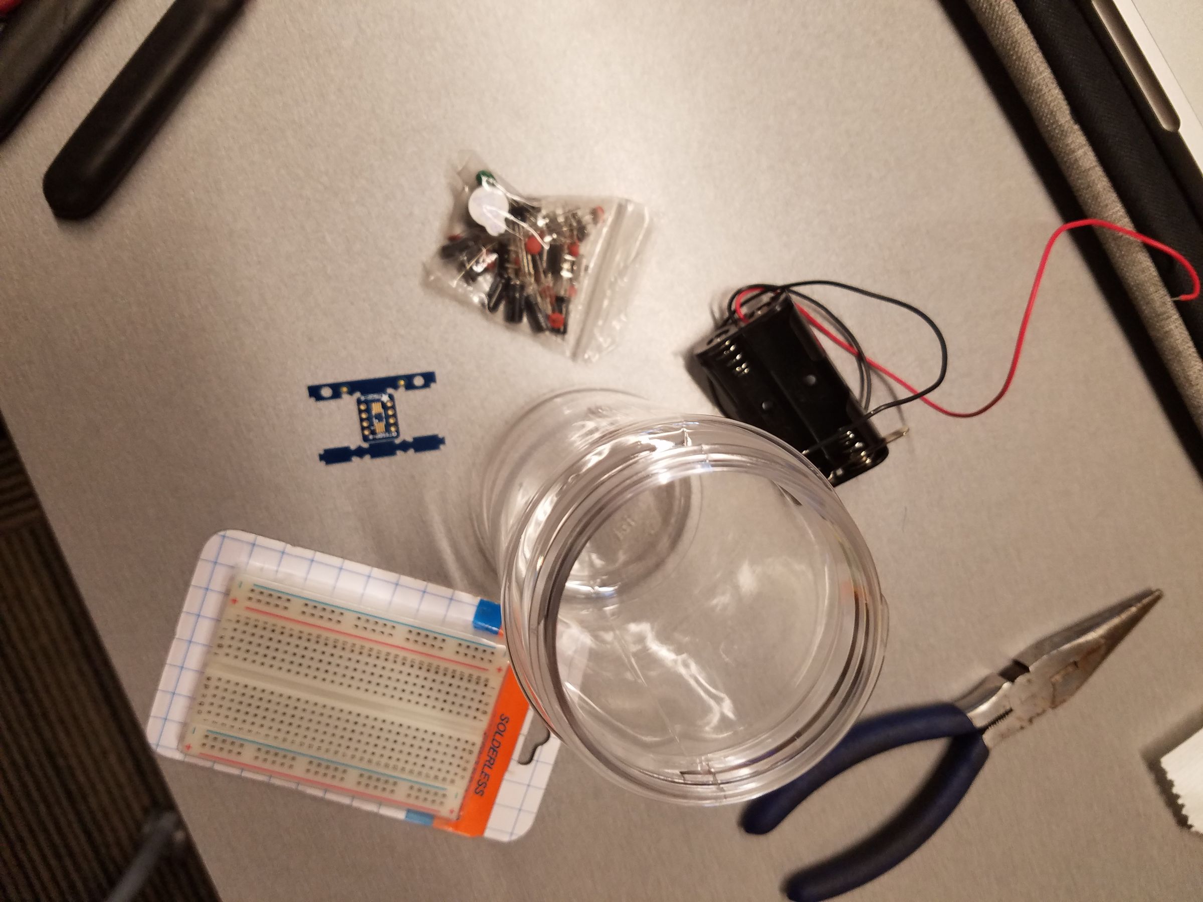 Electrostatic Polarity Detector : 3 Steps - Instructables