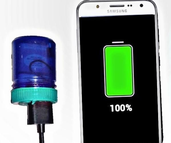 Simple Power Bank : 6 Steps - Instructables
