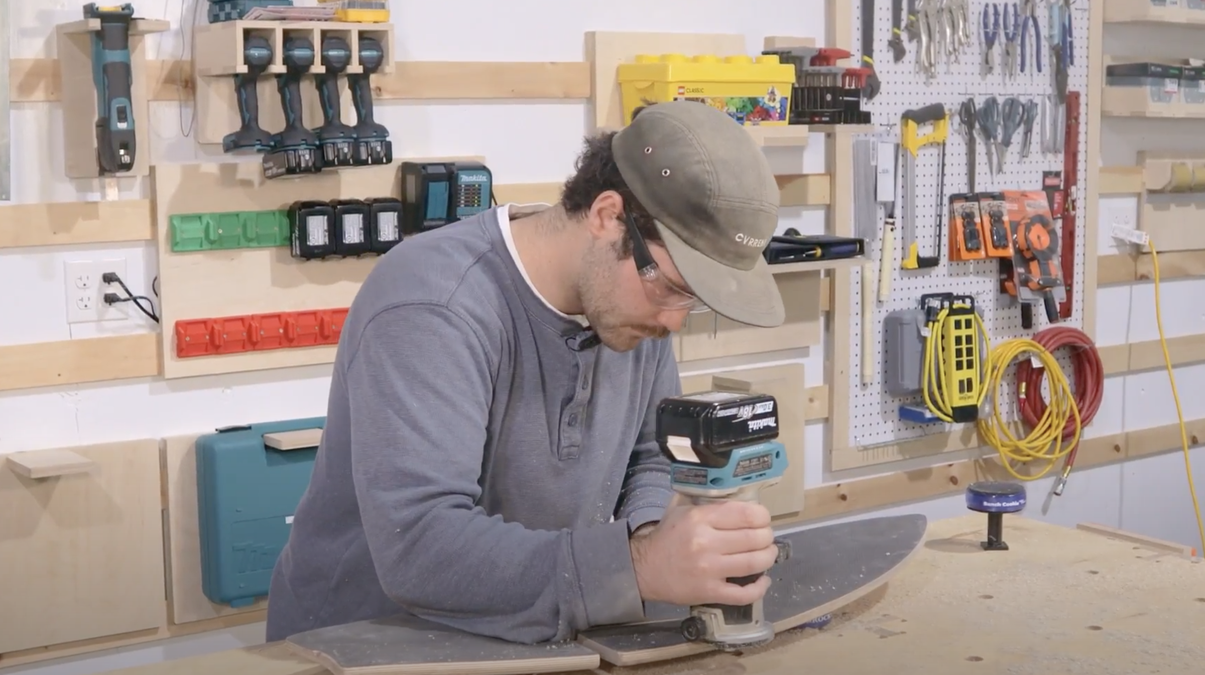 DIY Composite Layup and Vacuum Bagging - Making a Carbon Fiber RipSurf ...