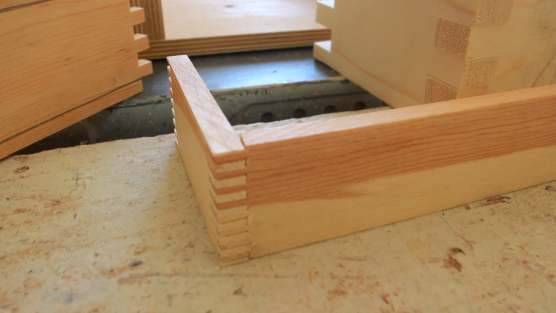 How to Build a Variable Box Joint Jig : 11 Steps (with Pictures ...