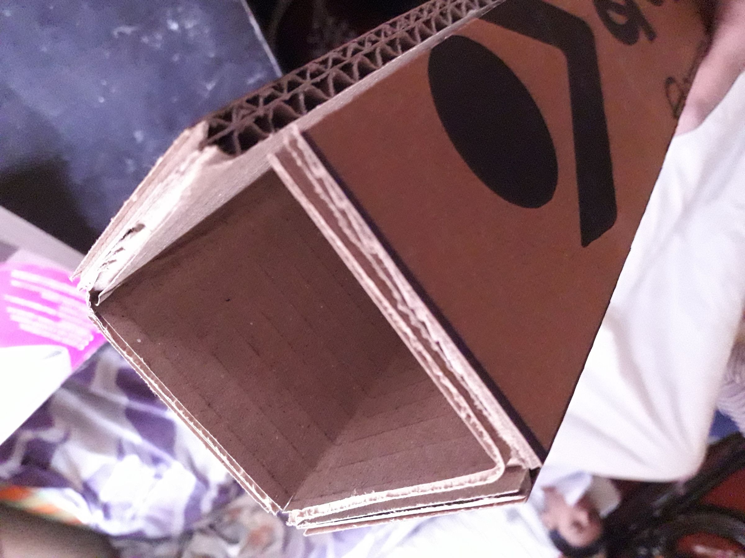 DIY PAPER TABLE : 4 Steps - Instructables