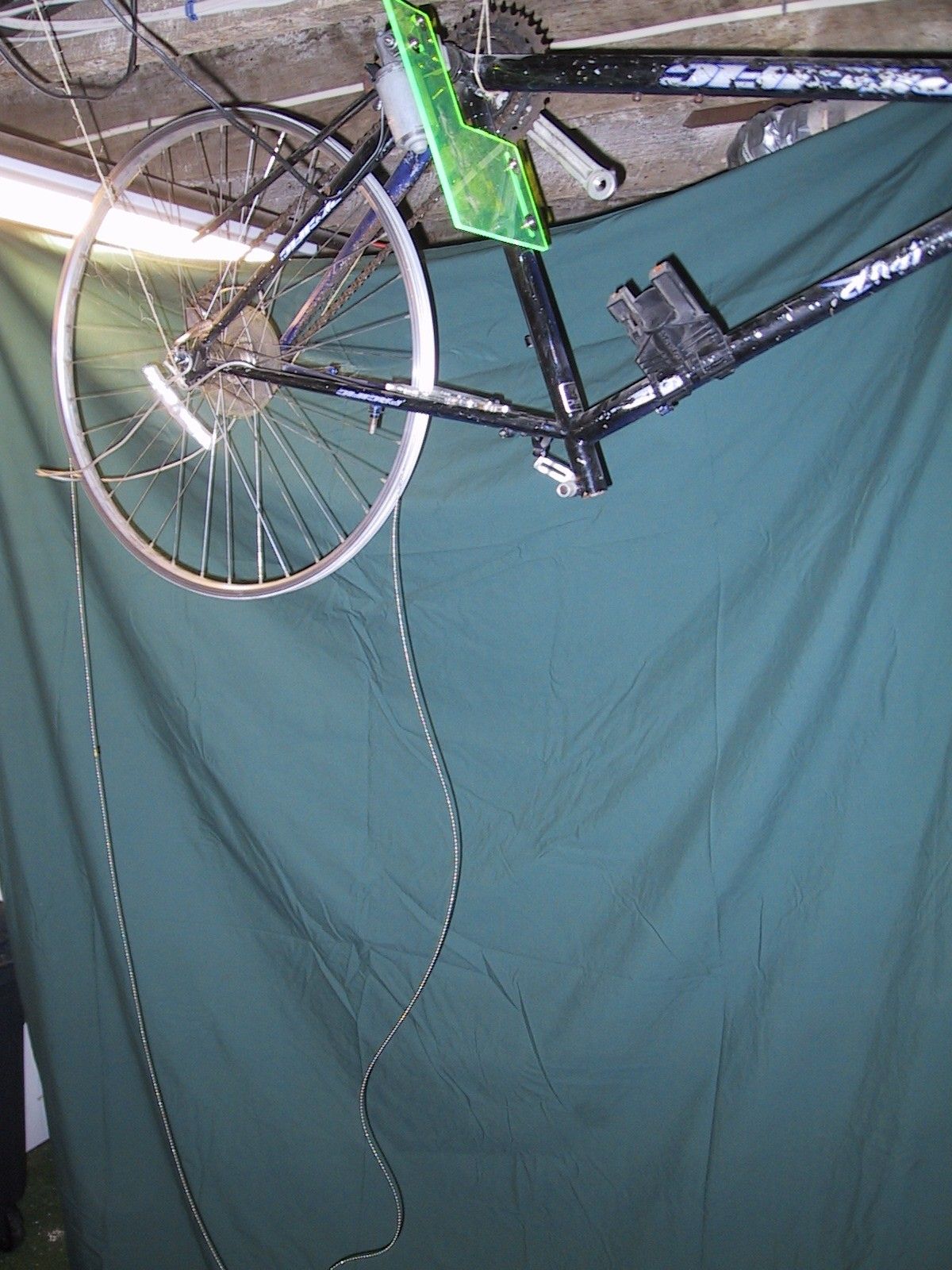 Kinetic Chain Sculpture Built From a Bicycle (with Pictures ...