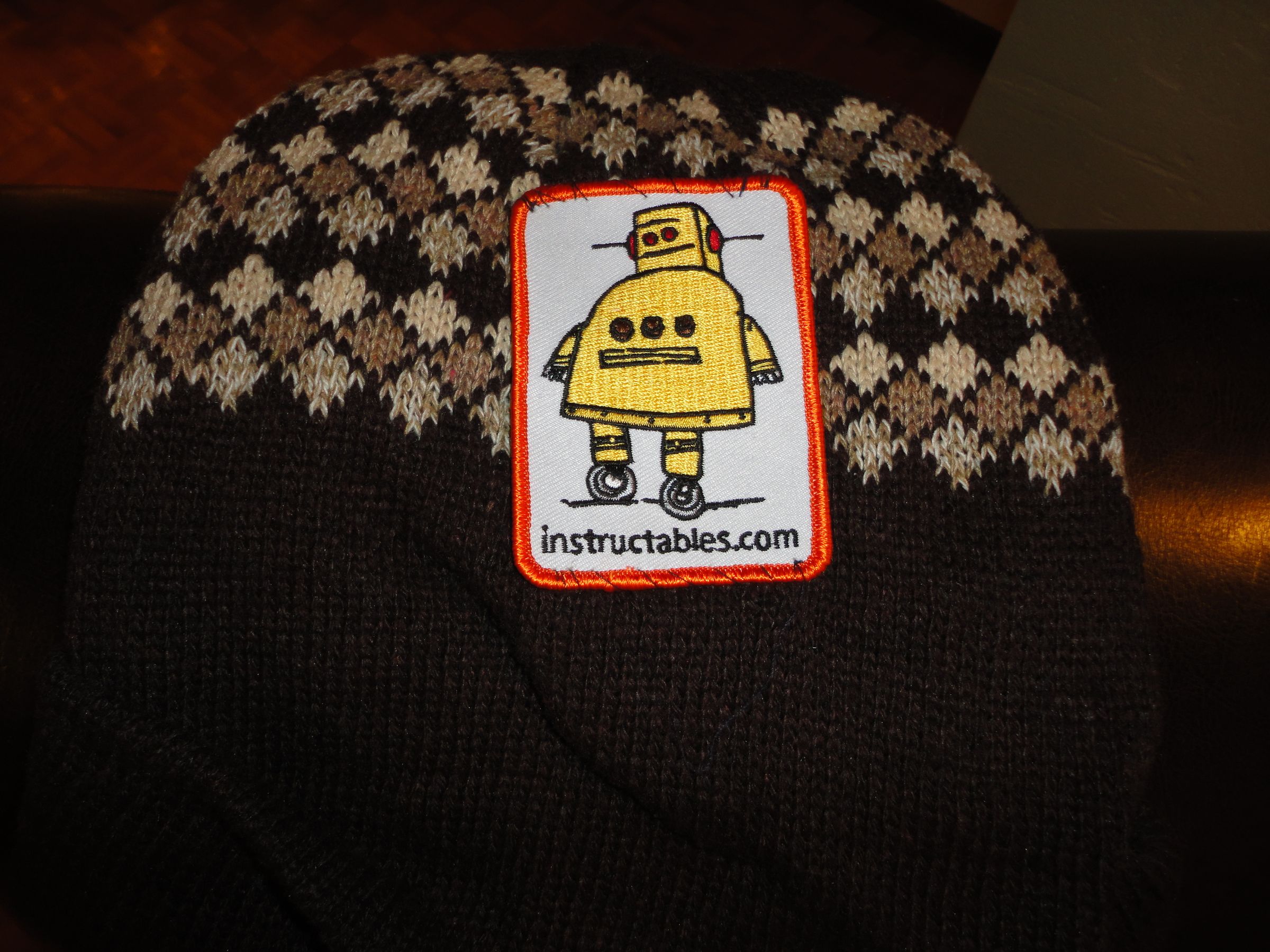 Portable Party Toque With Built in Amplifier and Visualization LED : 5 ...