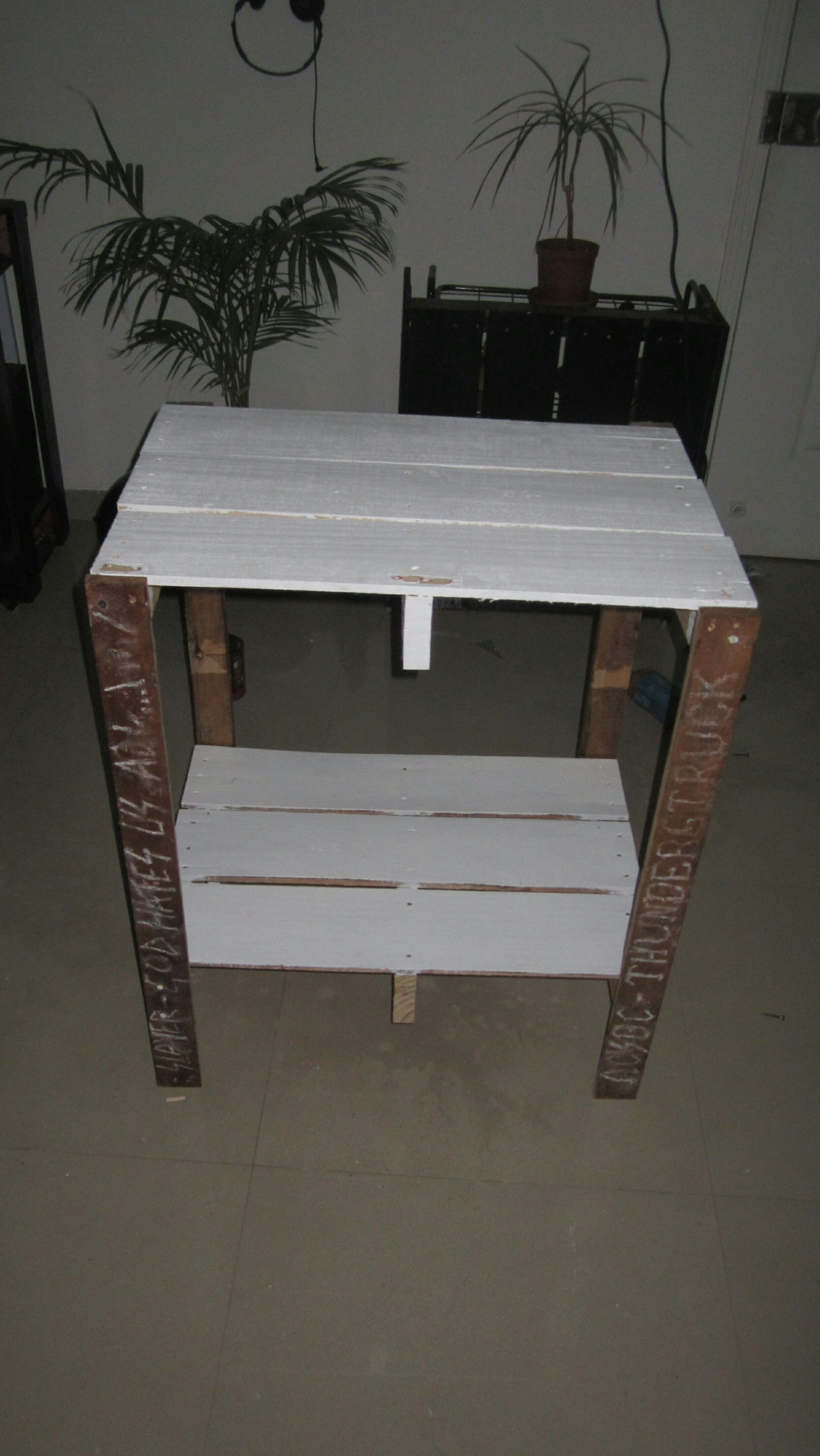 DIY Pallet Rack : 3 Steps - Instructables