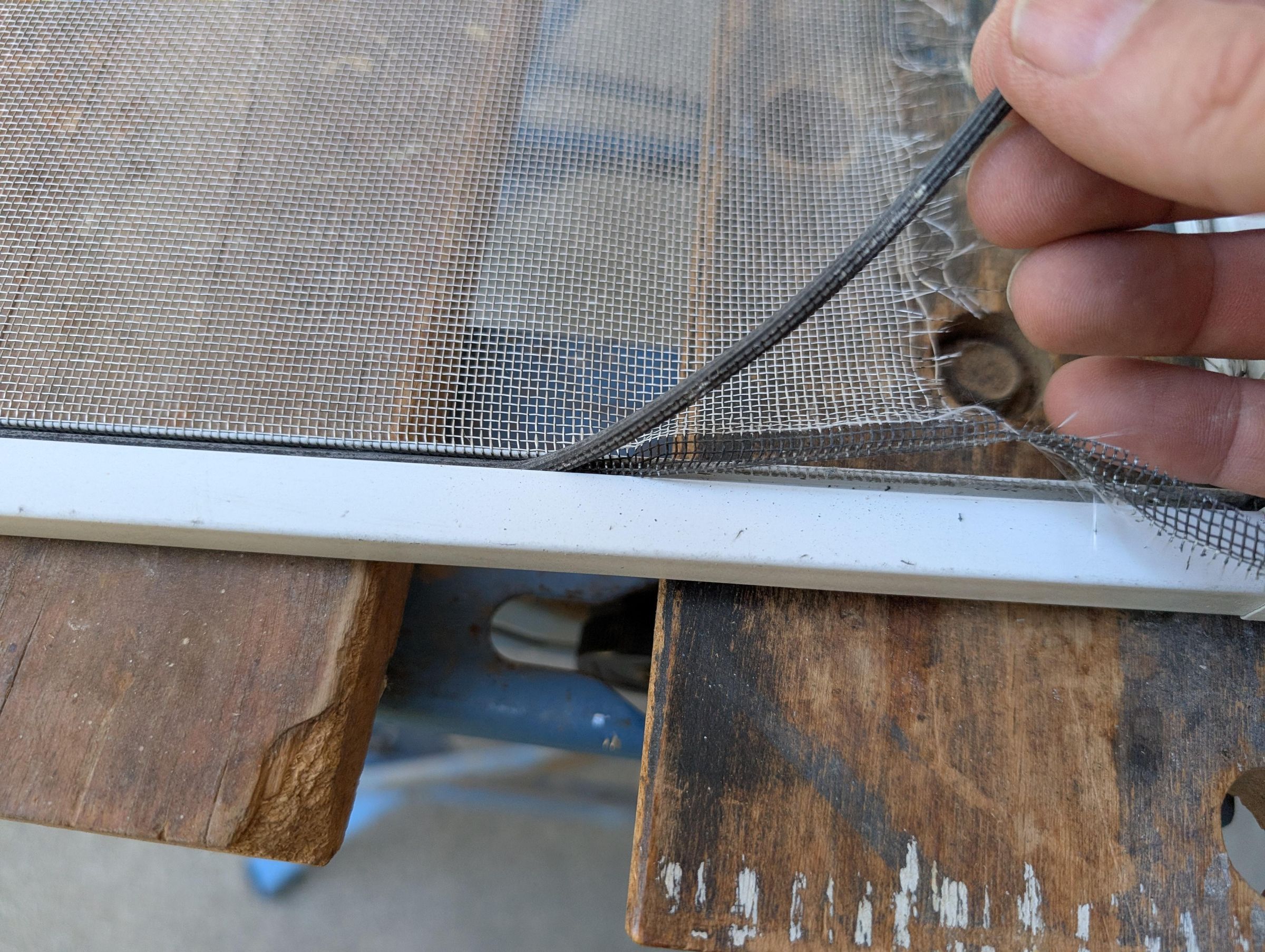 DIY Screen Repair: Easy Fix That Saves You Serious Cash : 6 Steps (with ...
