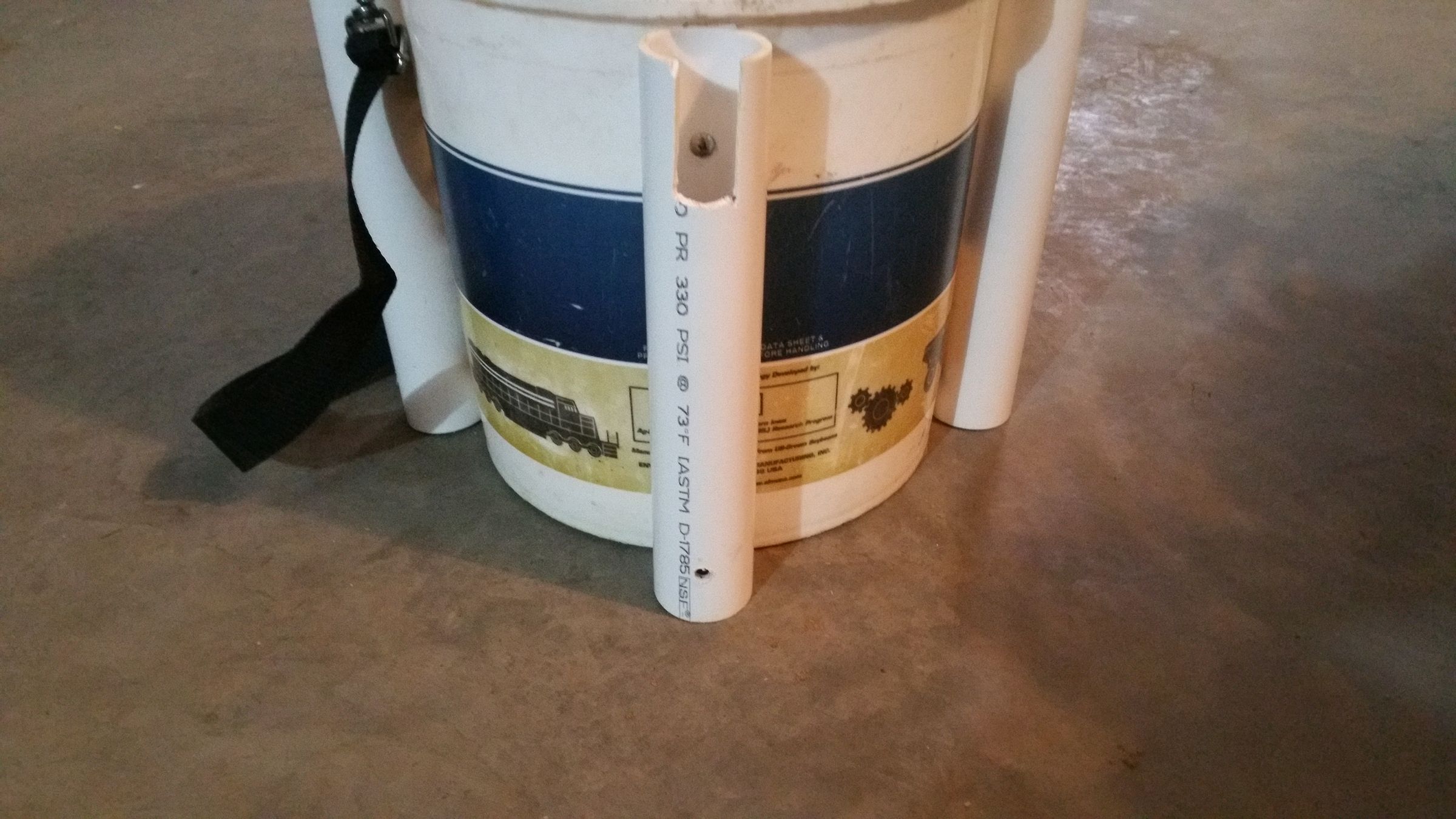 Fishing Tackle Bucket : 7 Steps - Instructables