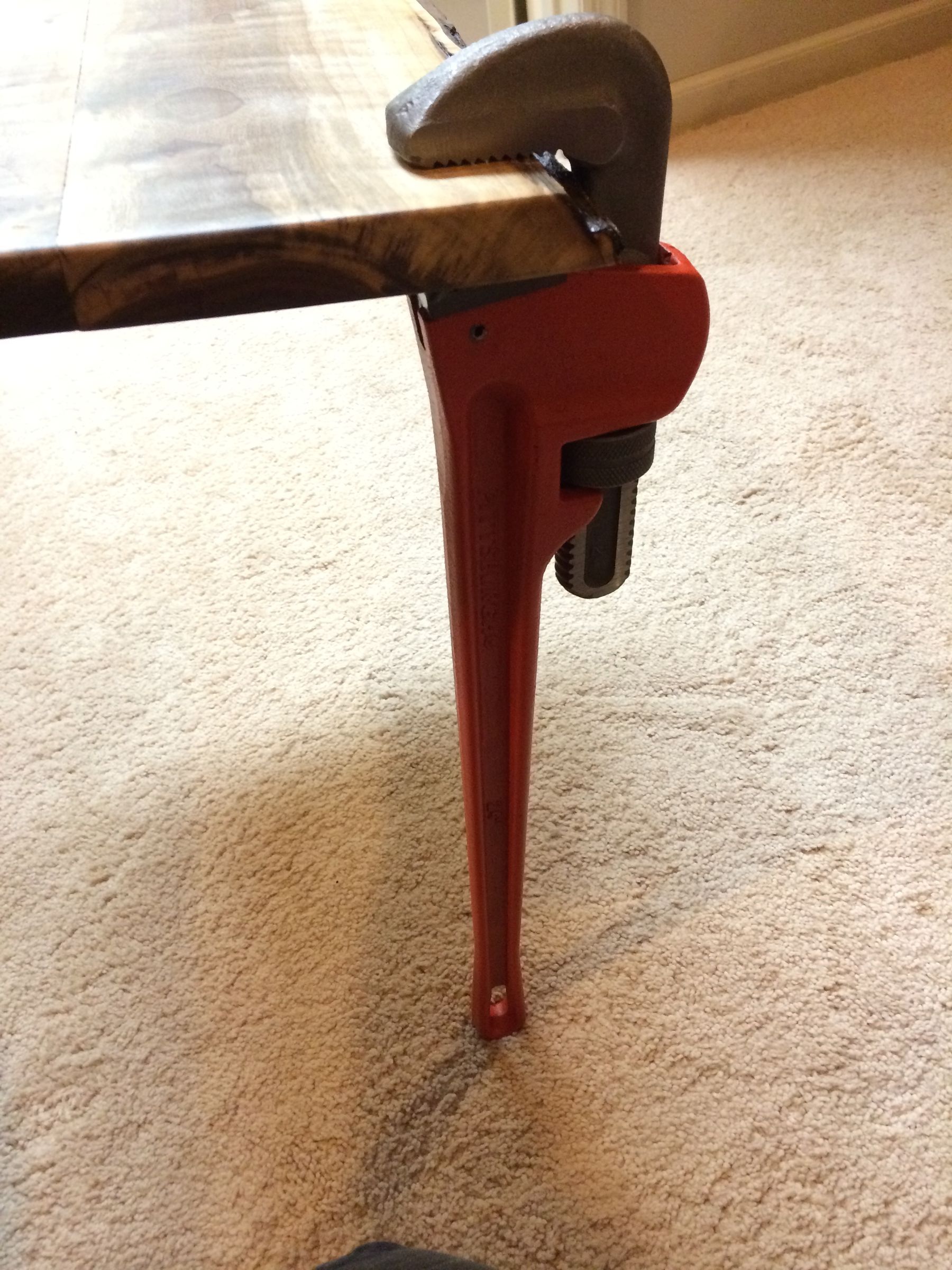 Pipe Wrench Table : 6 Steps (with Pictures) - Instructables