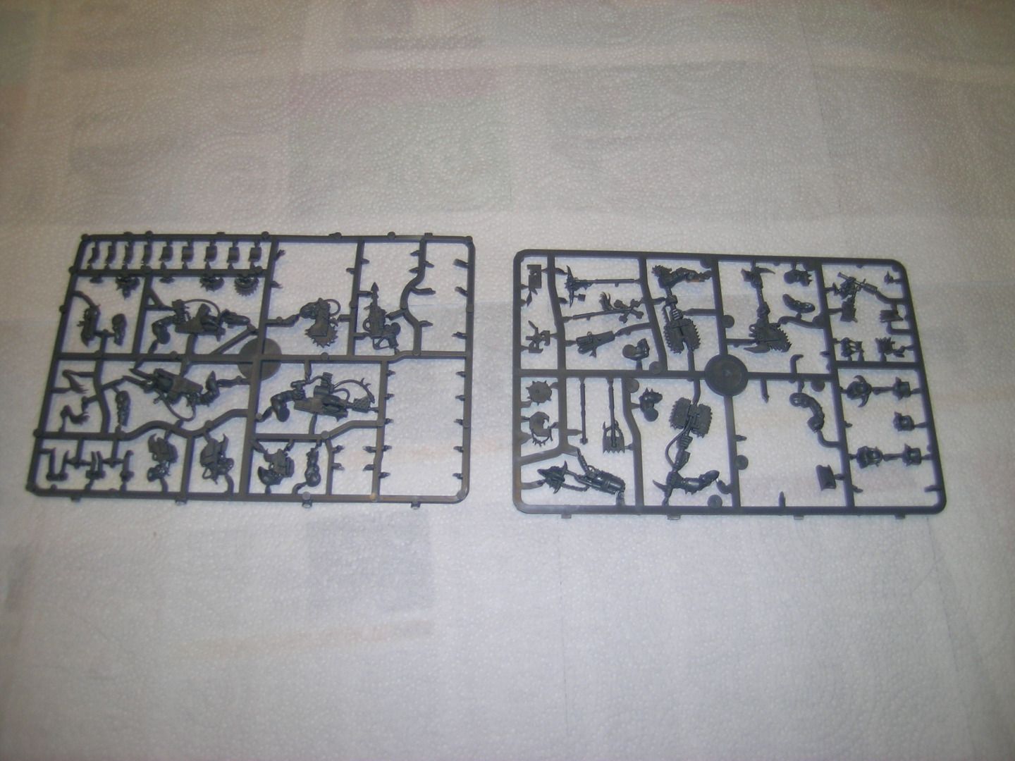 Painting a Warhammer Model : 8 Steps - Instructables