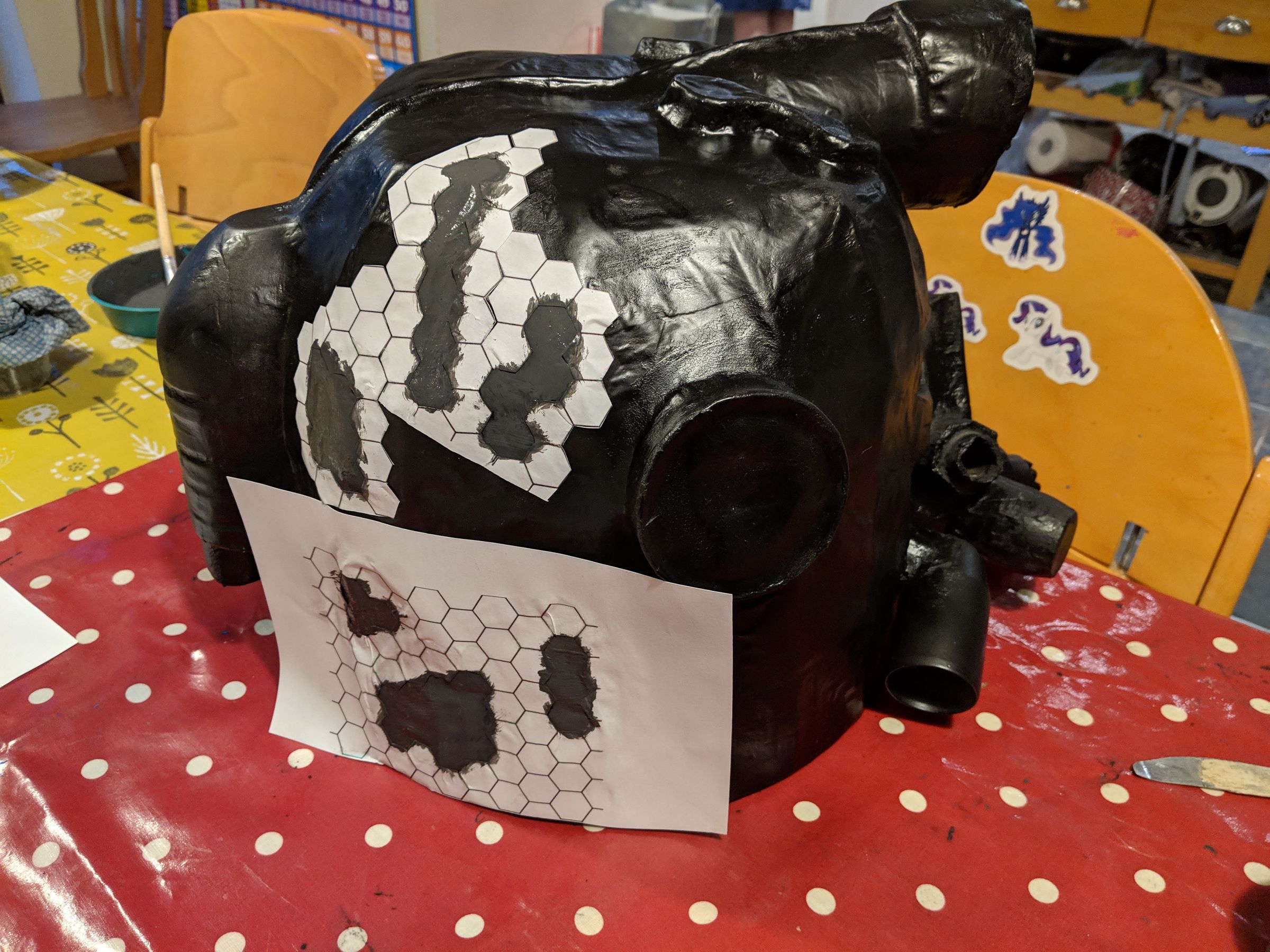 Recycled Power Armour Helmet : 19 Steps - Instructables