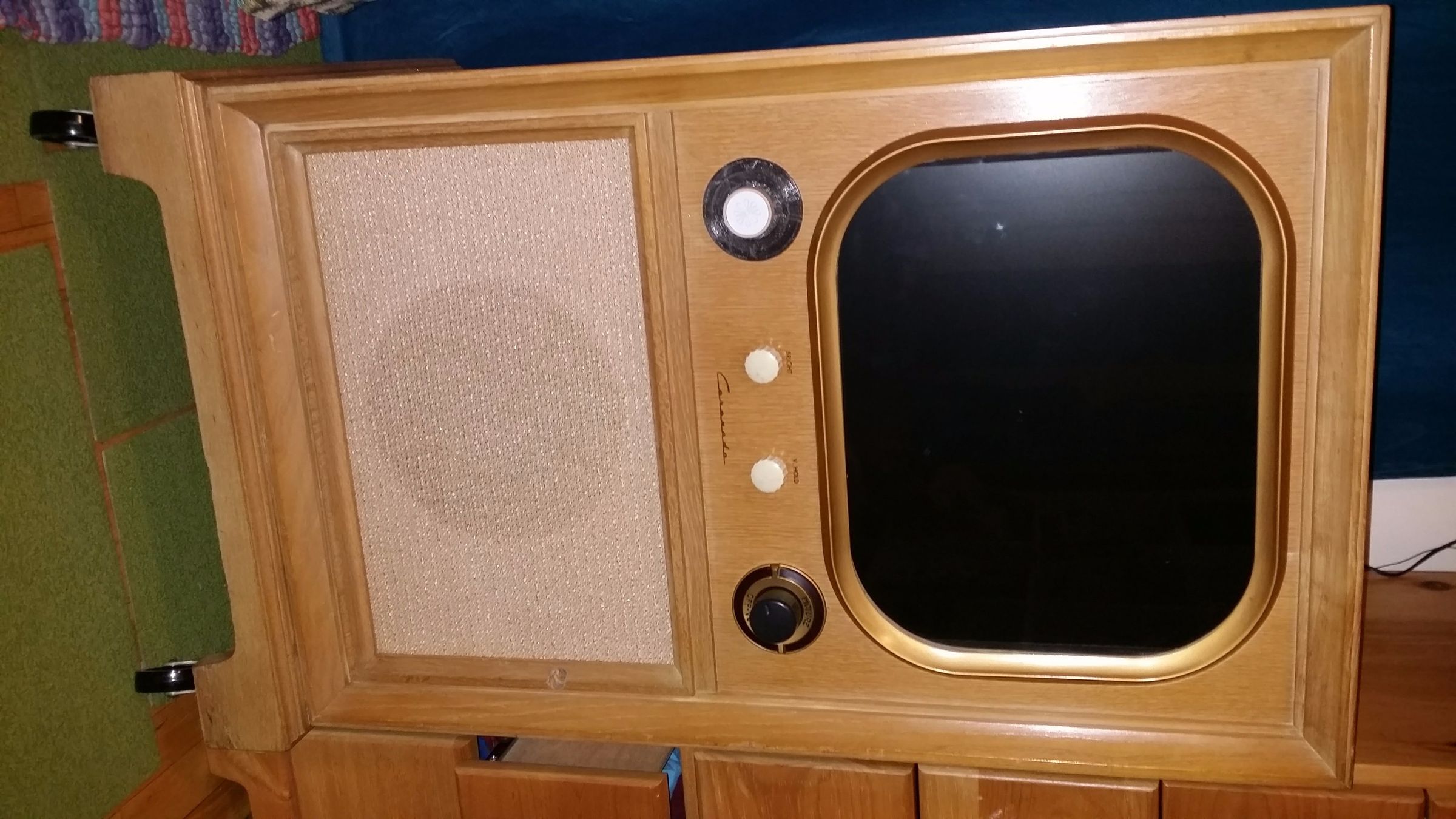 Retro TV Console Media Cabinet - UPDATED Now With RetroPie : 6 Steps ...