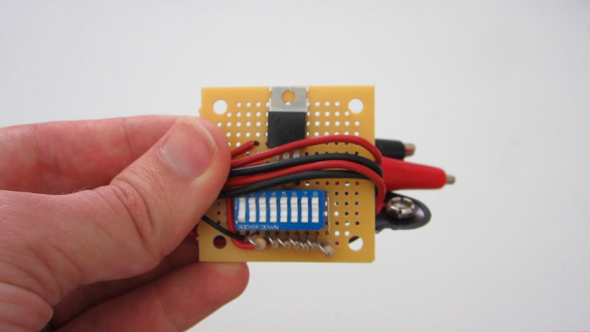 Pocket-Size Power Supply : 4 Steps (with Pictures) - Instructables