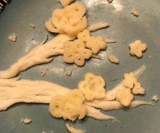 Cheese Cherry Blossom : 4 Steps - Instructables