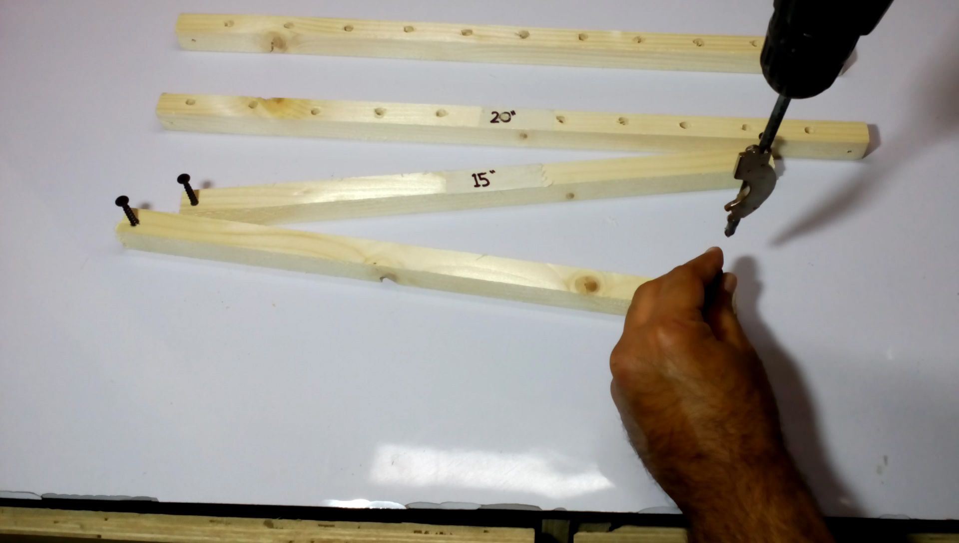 Automatic Egg Turner for Incubator : 9 Steps (with Pictures ...