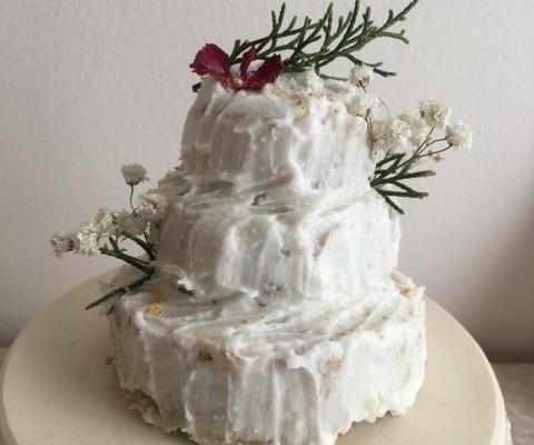 Mini Rustic Wedding Cake! : 5 Steps - Instructables
