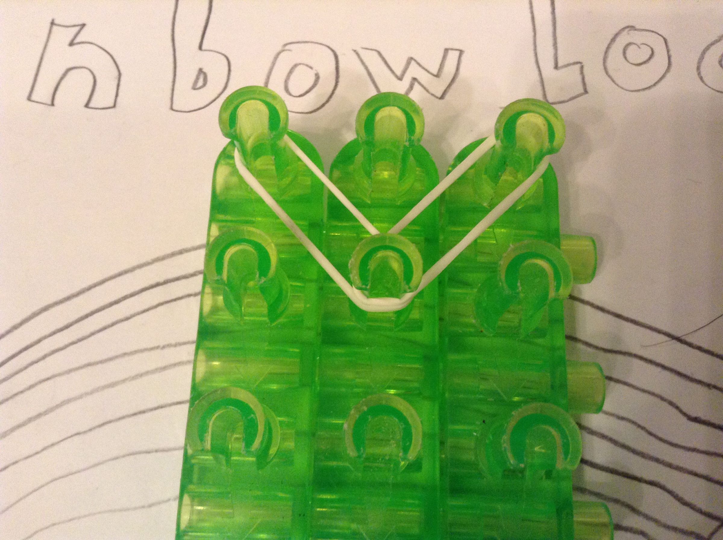 Rainbow Loom Heart Charm : 7 Steps - Instructables