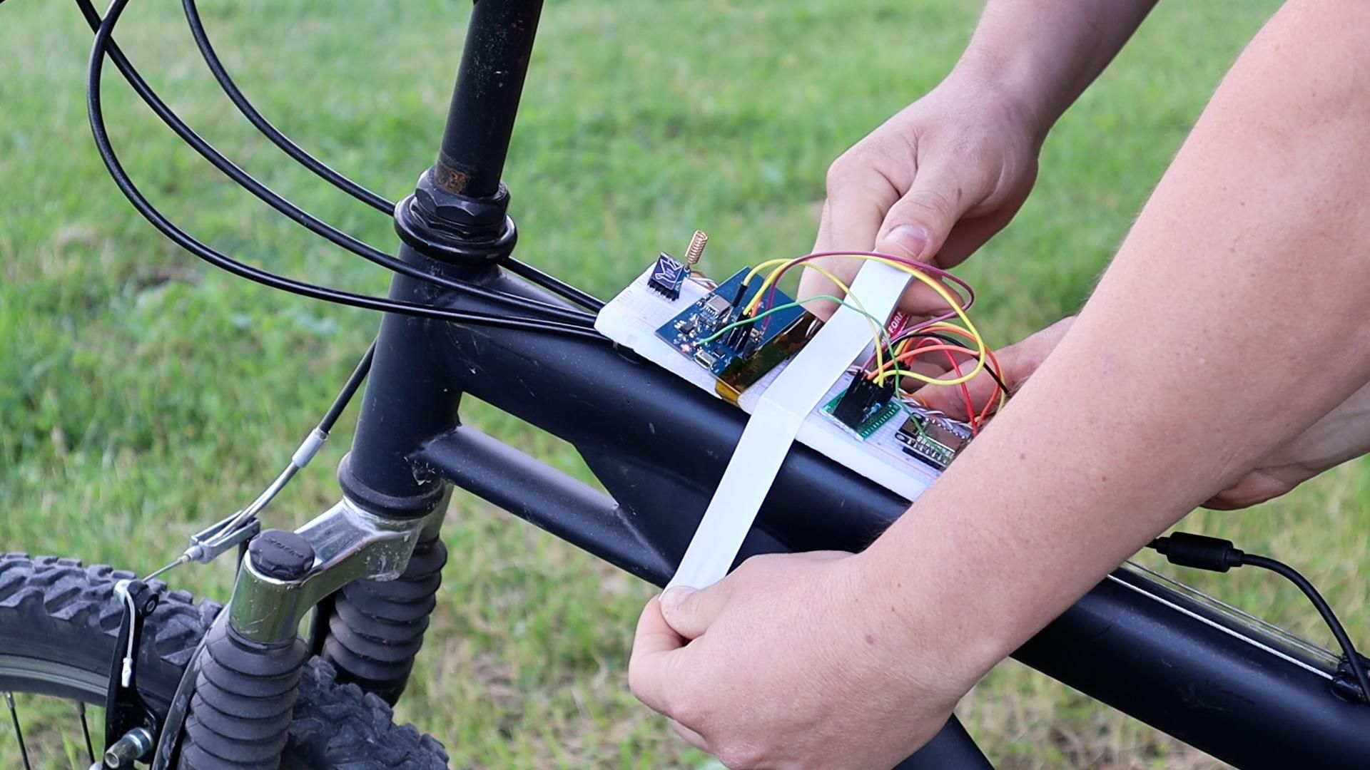 No SIM GPS Tracker Using LoRa and Custom App : 6 Steps - Instructables