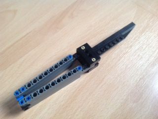 Lego Butterfly Knife (Balisong) : 5 Steps - Instructables