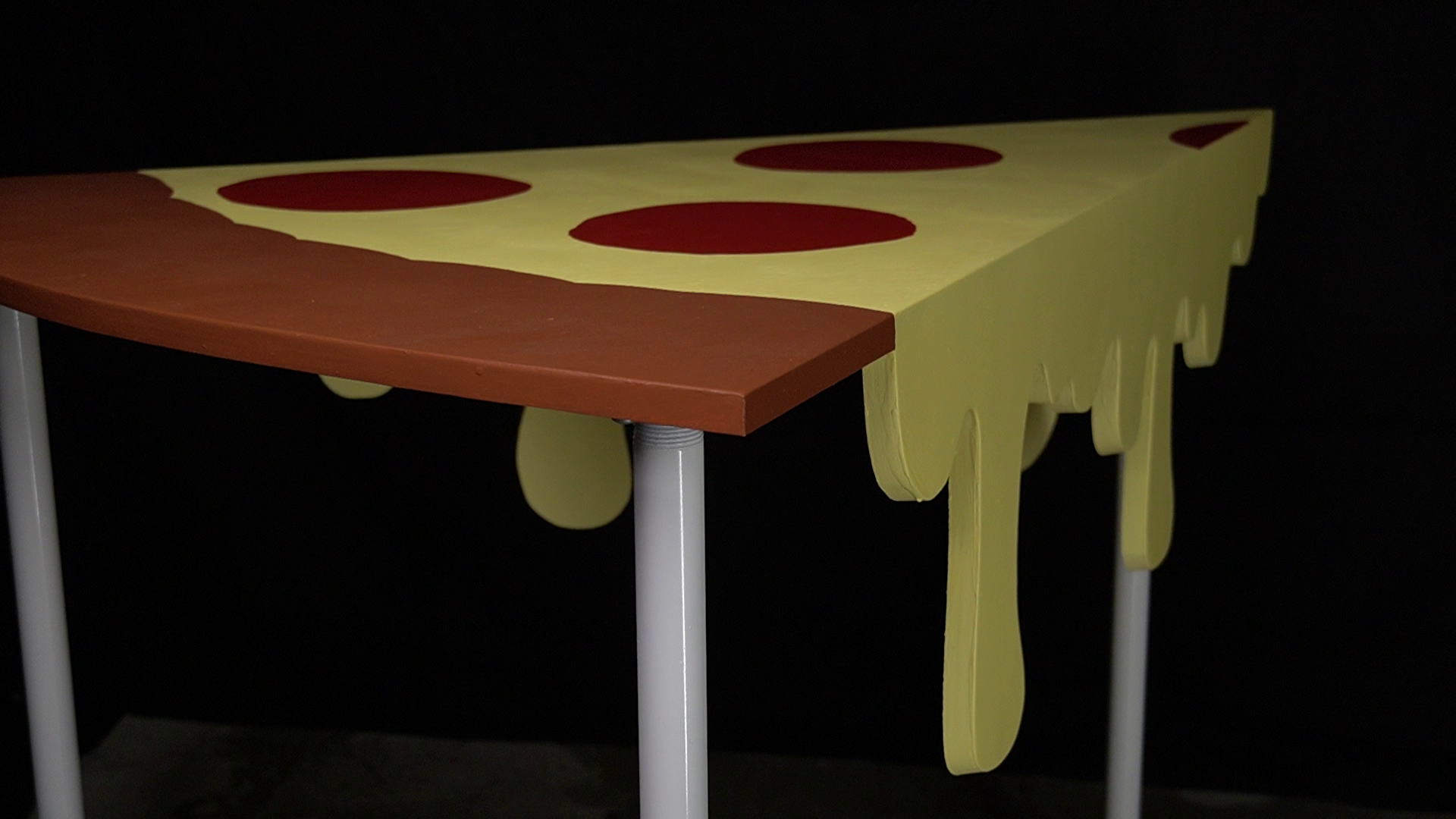 Giant Pizza Table : 13 Steps (with Pictures) - Instructables