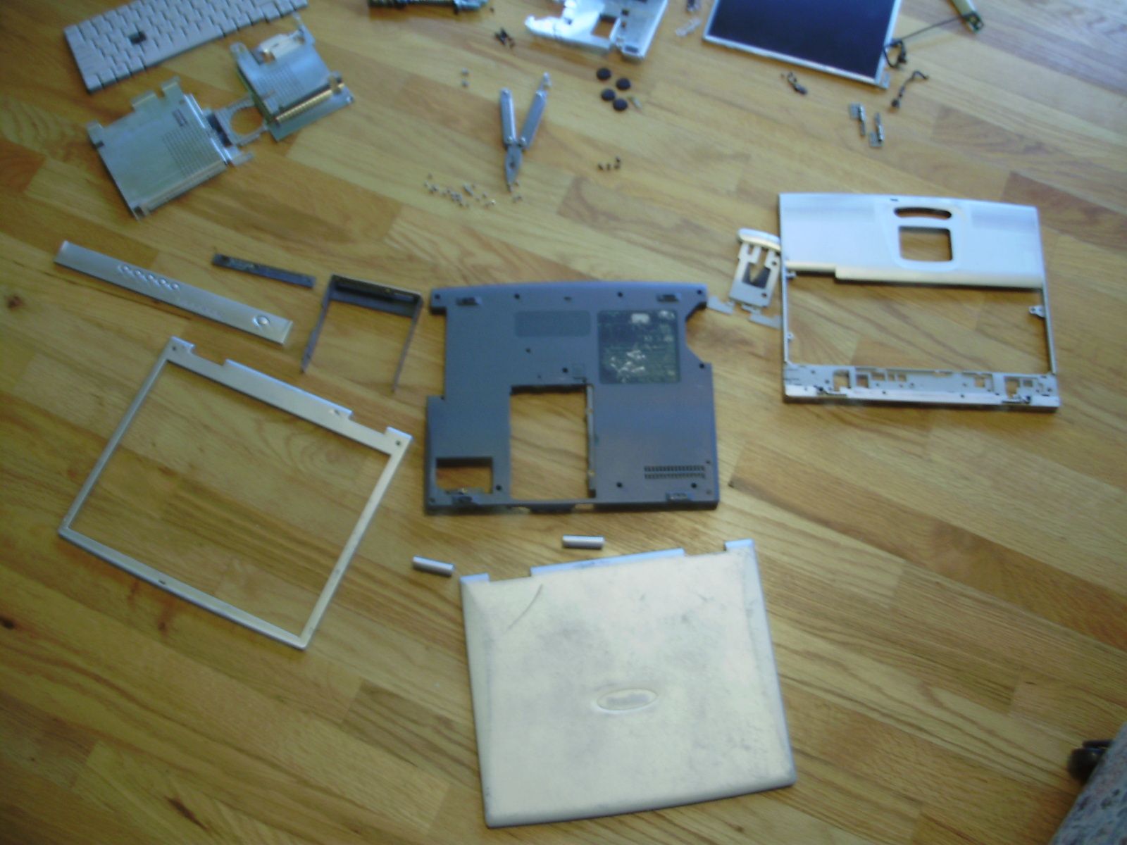Repaint and Water Cool Your Laptop : 17 Steps - Instructables