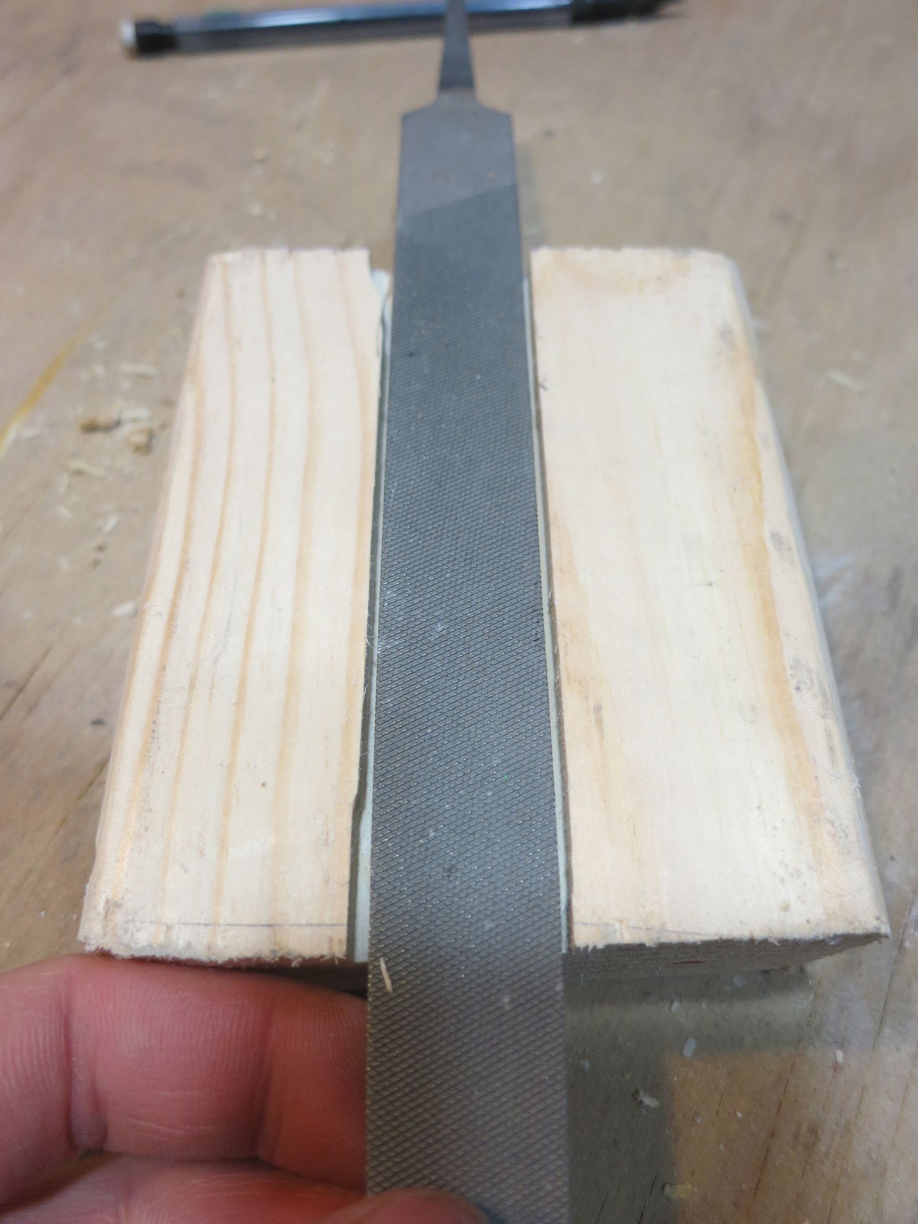 Guide Block Truing Jig (Bandsaw) : 4 Steps - Instructables