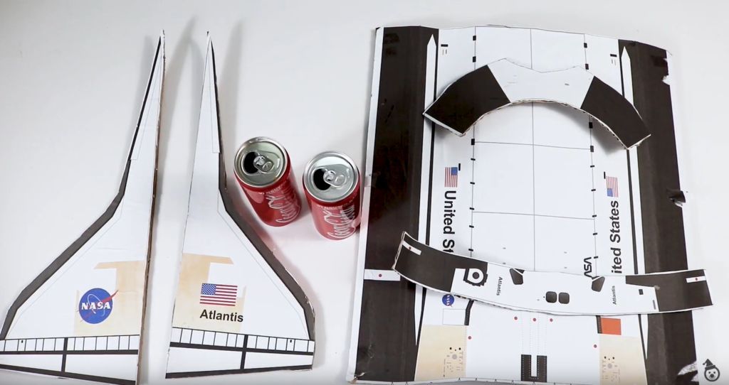 Matches Powered Cardboard Space Shuttle : 4 Steps