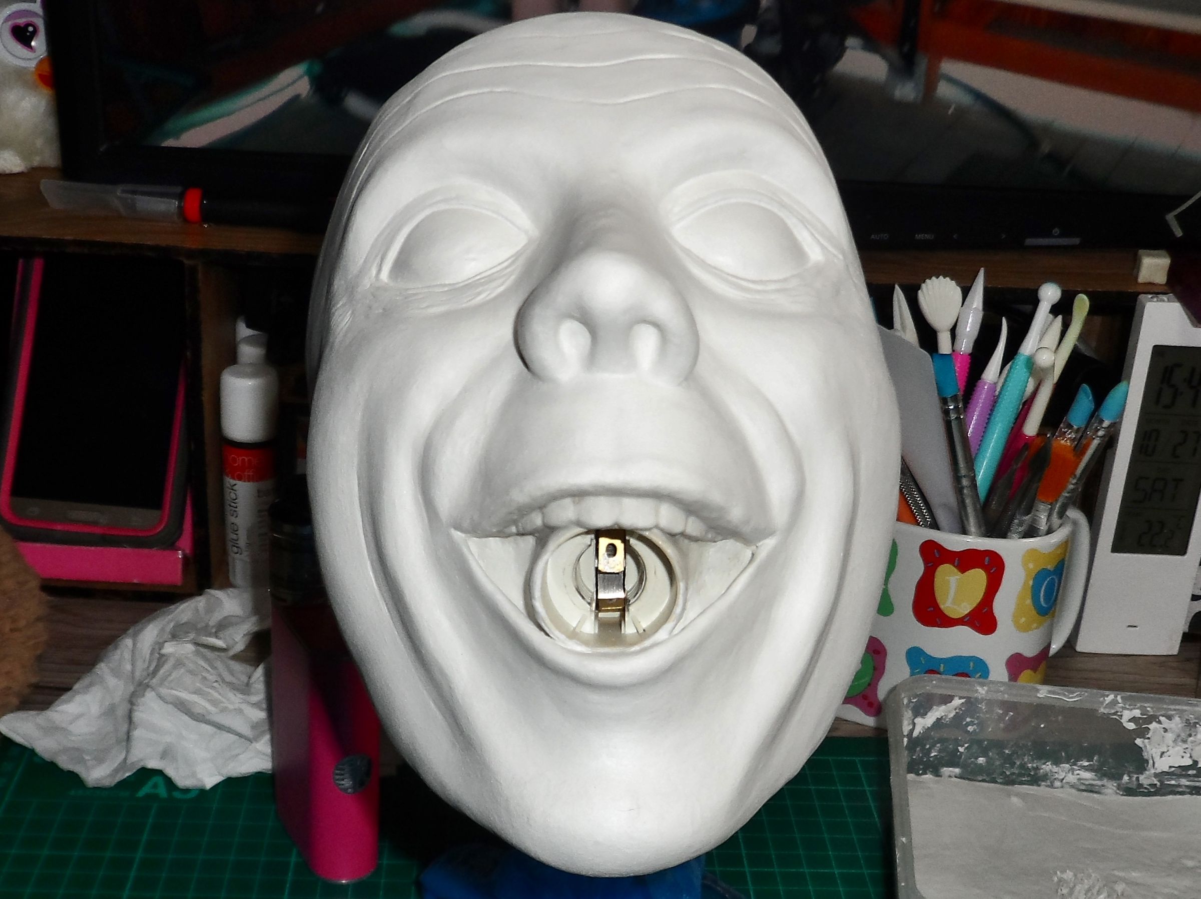 Uncle Fester Lamp : 12 Steps (with Pictures) - Instructables