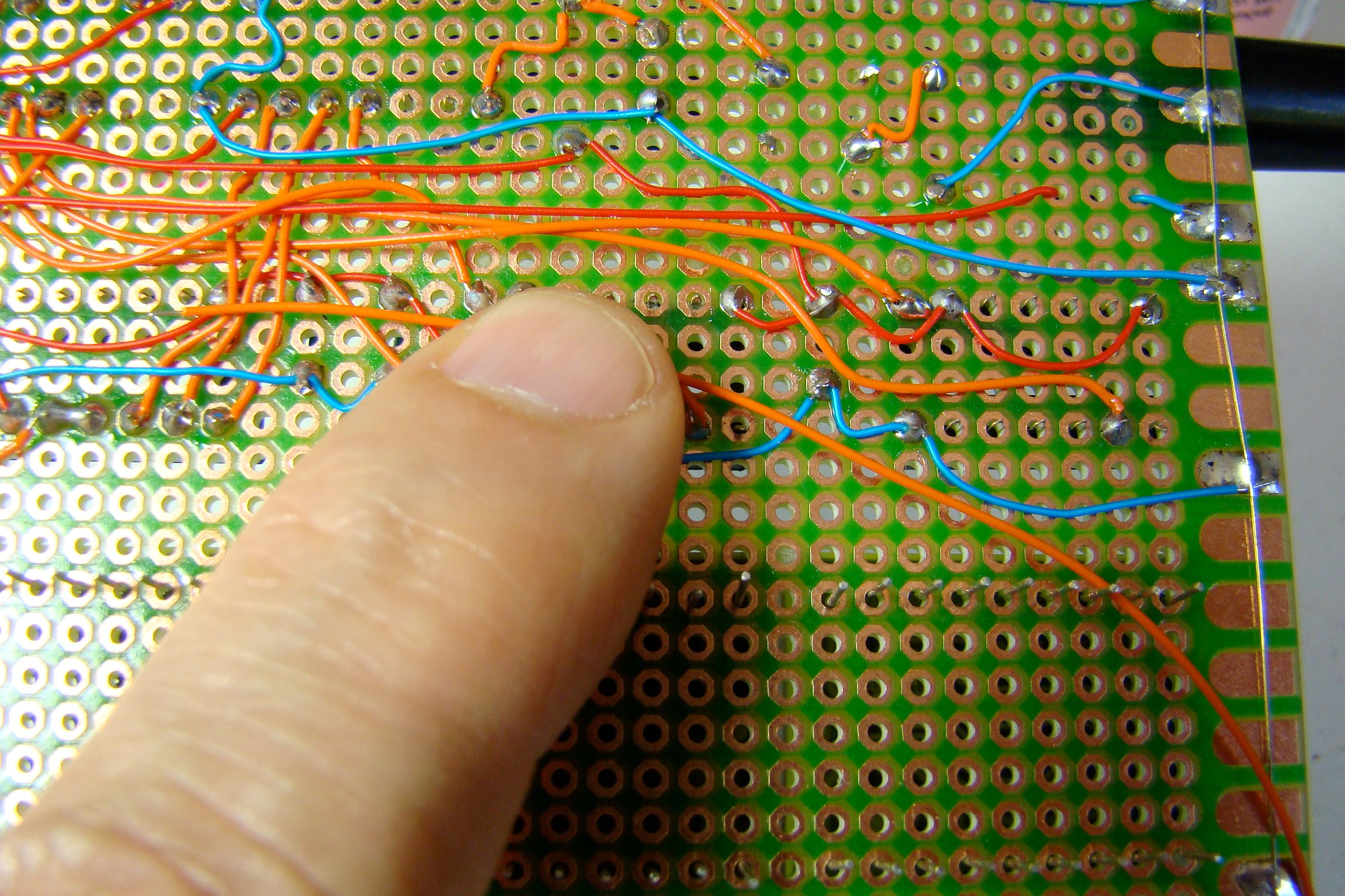 How to Prototype Without Using Printed Circuit Boards : 8 Steps ...