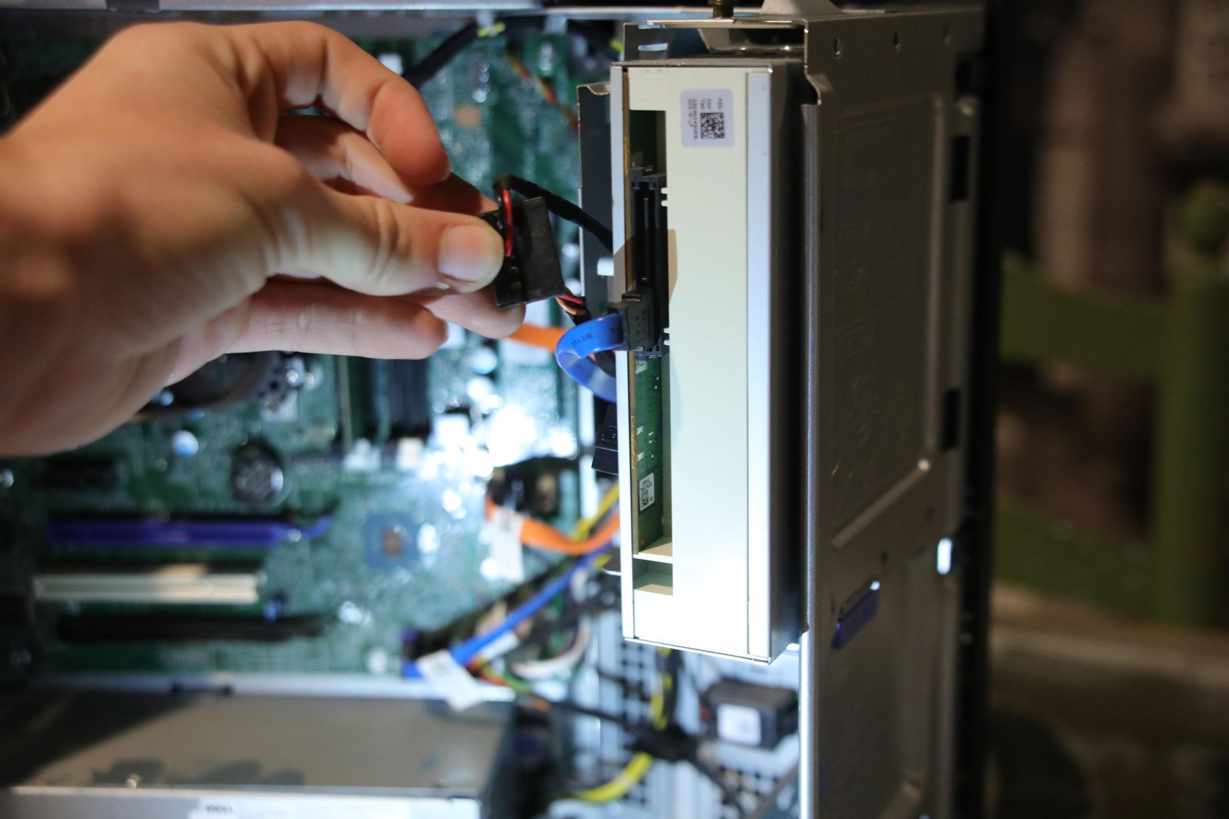 Turning a Dell Optiplex 7040 Into a Gaming Computer! : 15 Steps ...