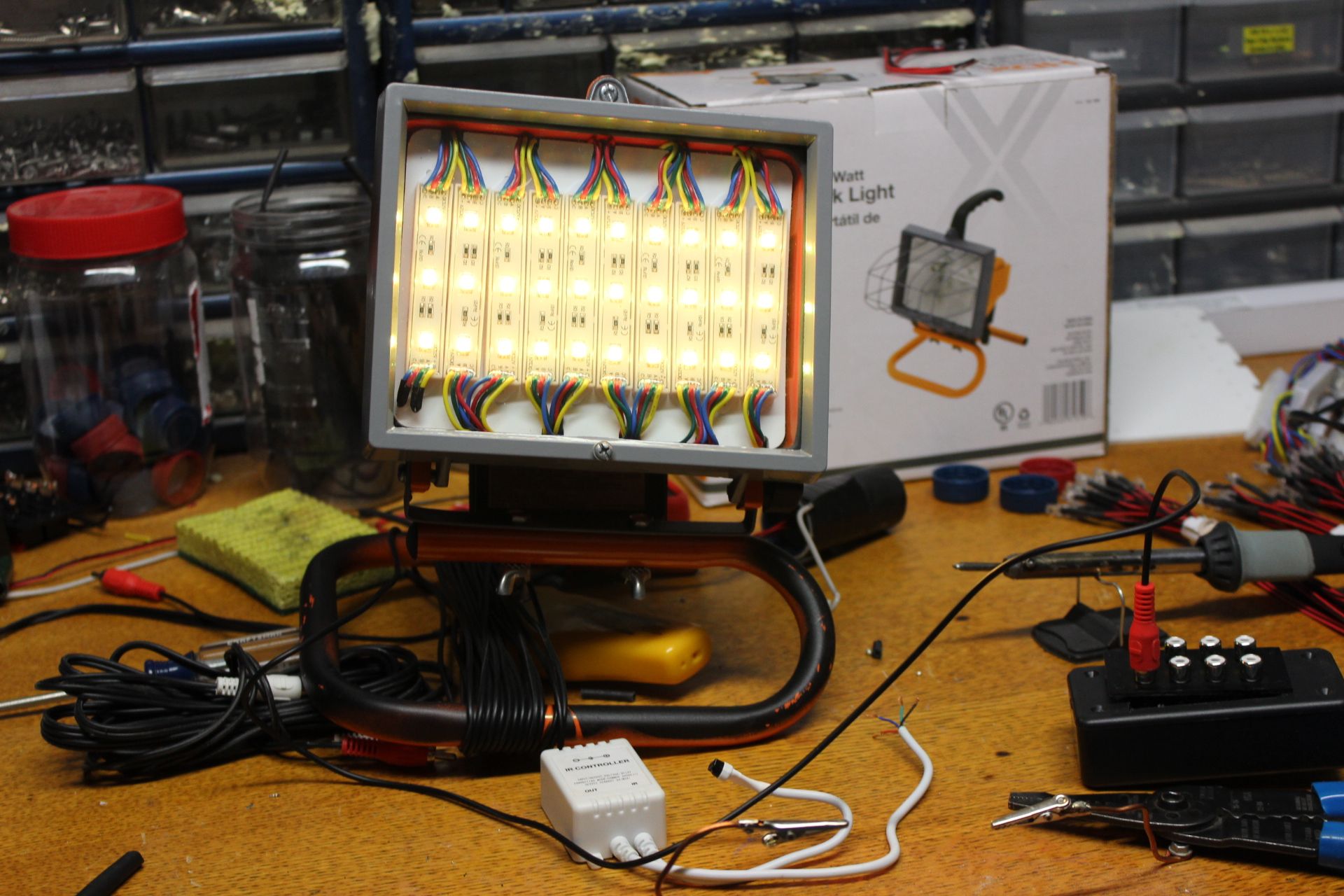 Simple Plug and Play LED Lighting : 12 Steps (with Pictures ...