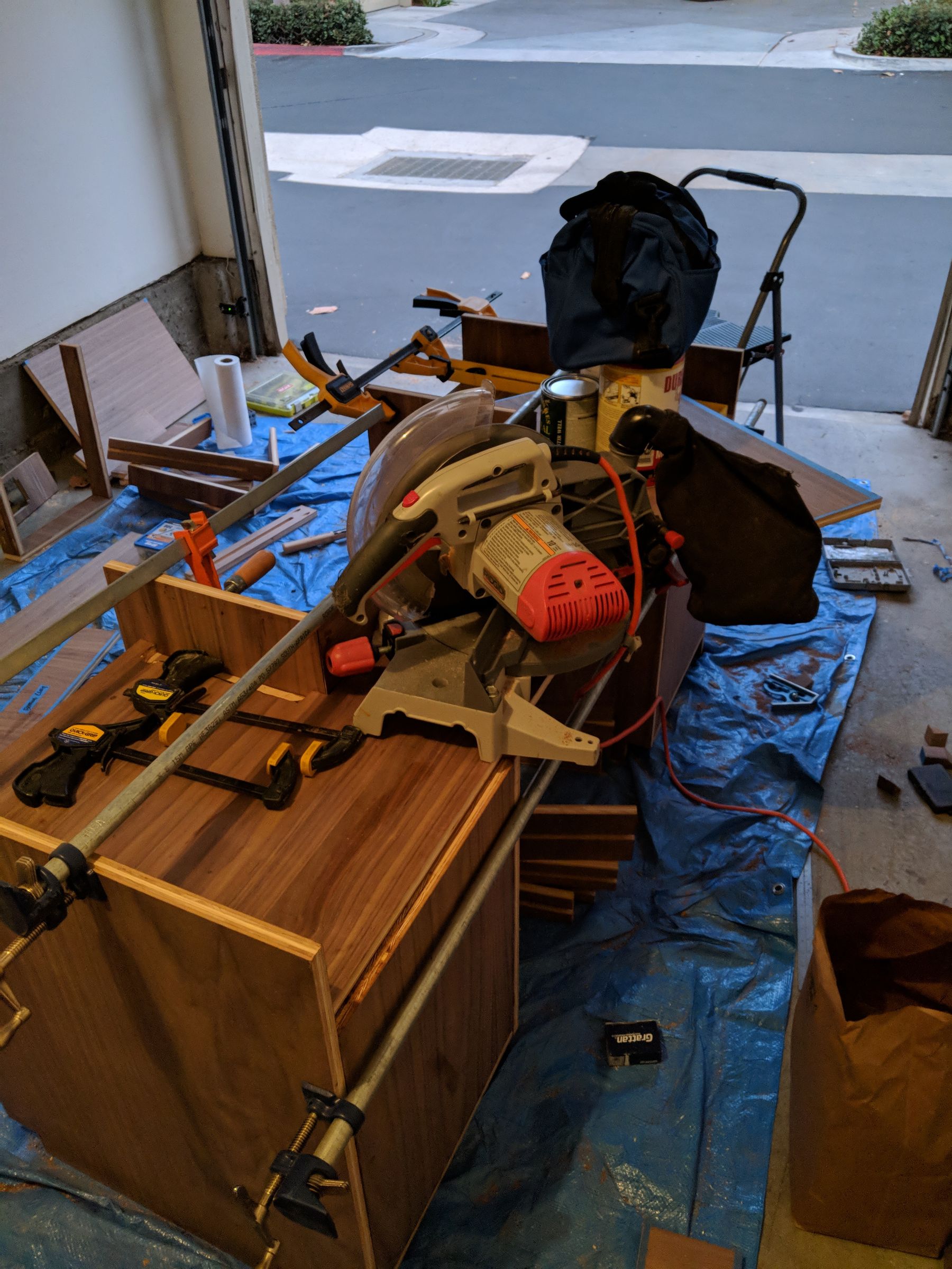 Convertible Standing Desk With Hidden Computer : 10 Steps (with ...