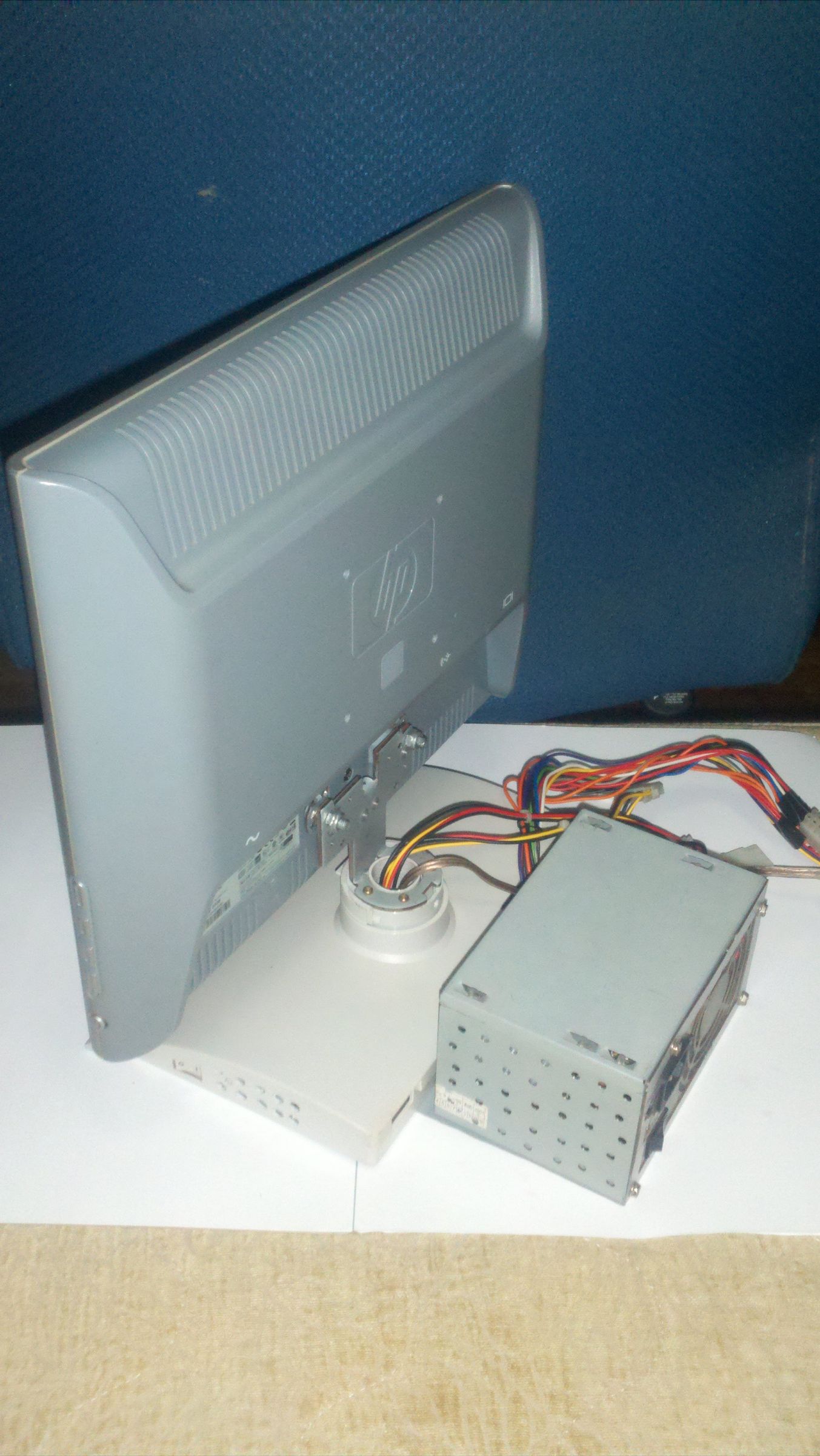 $0 COST, 100% E-WASTE, COMPACT IMAC CLONE : 19 Steps - Instructables