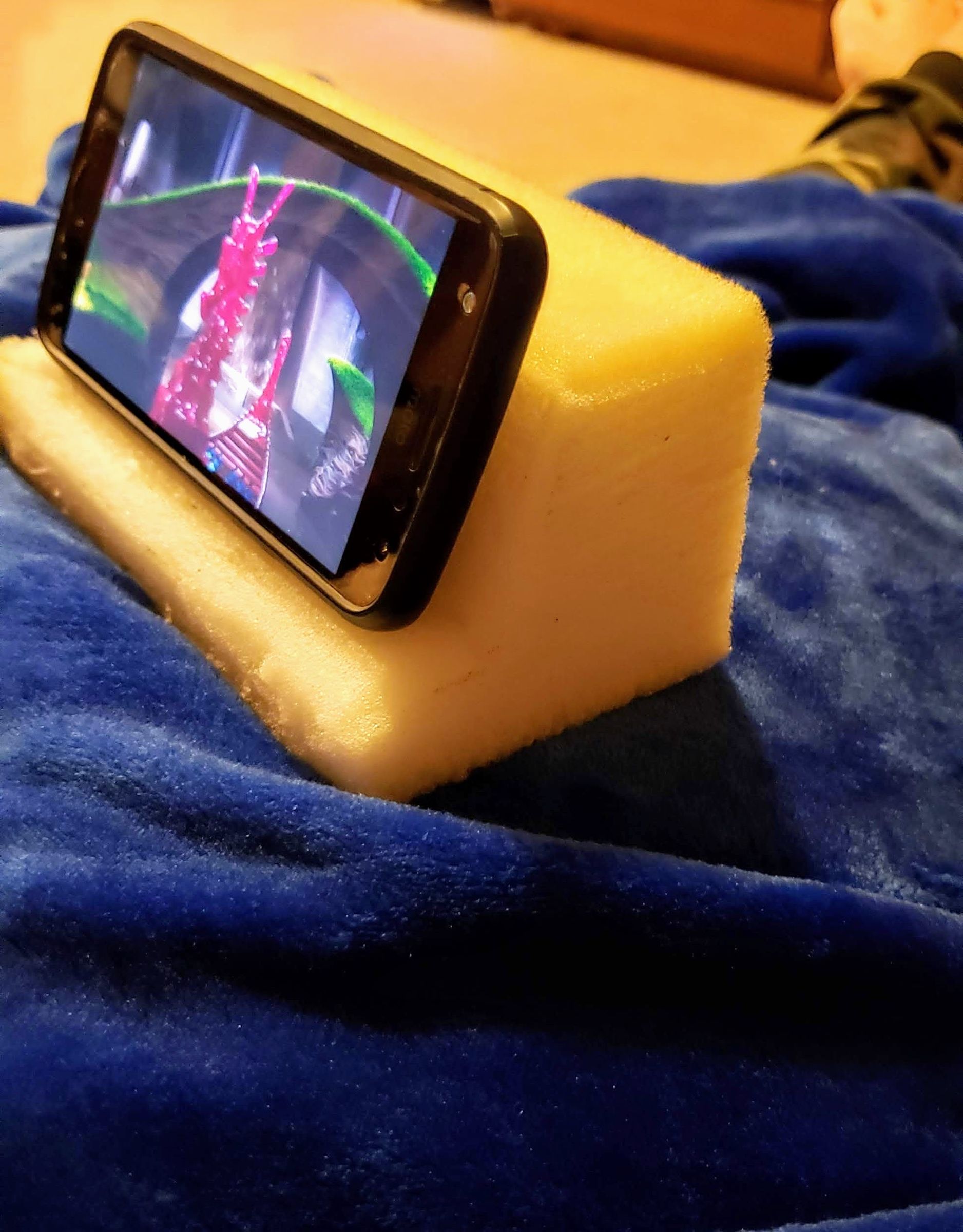 Scrap Foam Phone Stand - Instructables