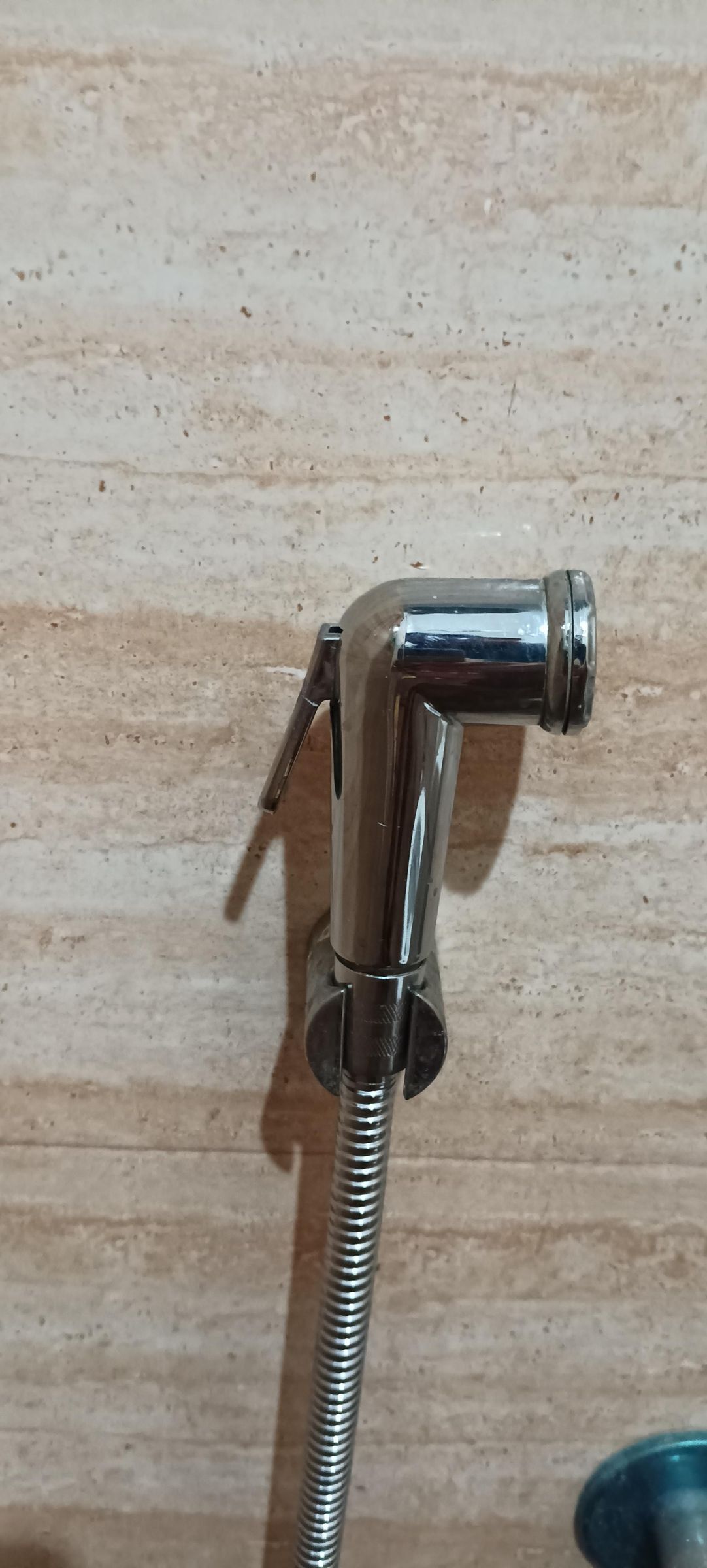 Toilet Hand Spray Gun Press Mechanism Repair : 4 Steps - Instructables