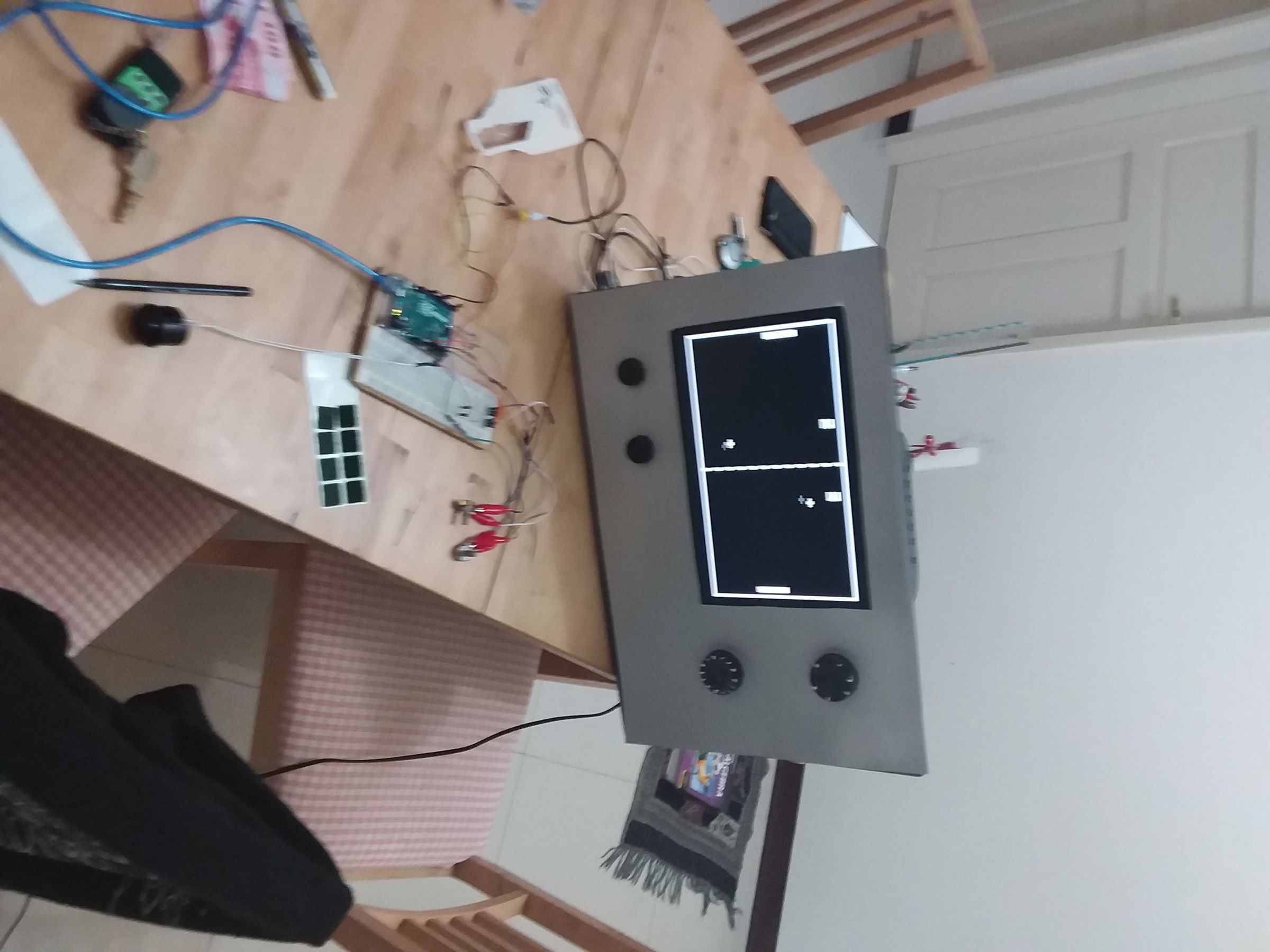 Arduino Old-Style Pong (TVout) : 5 Steps - Instructables