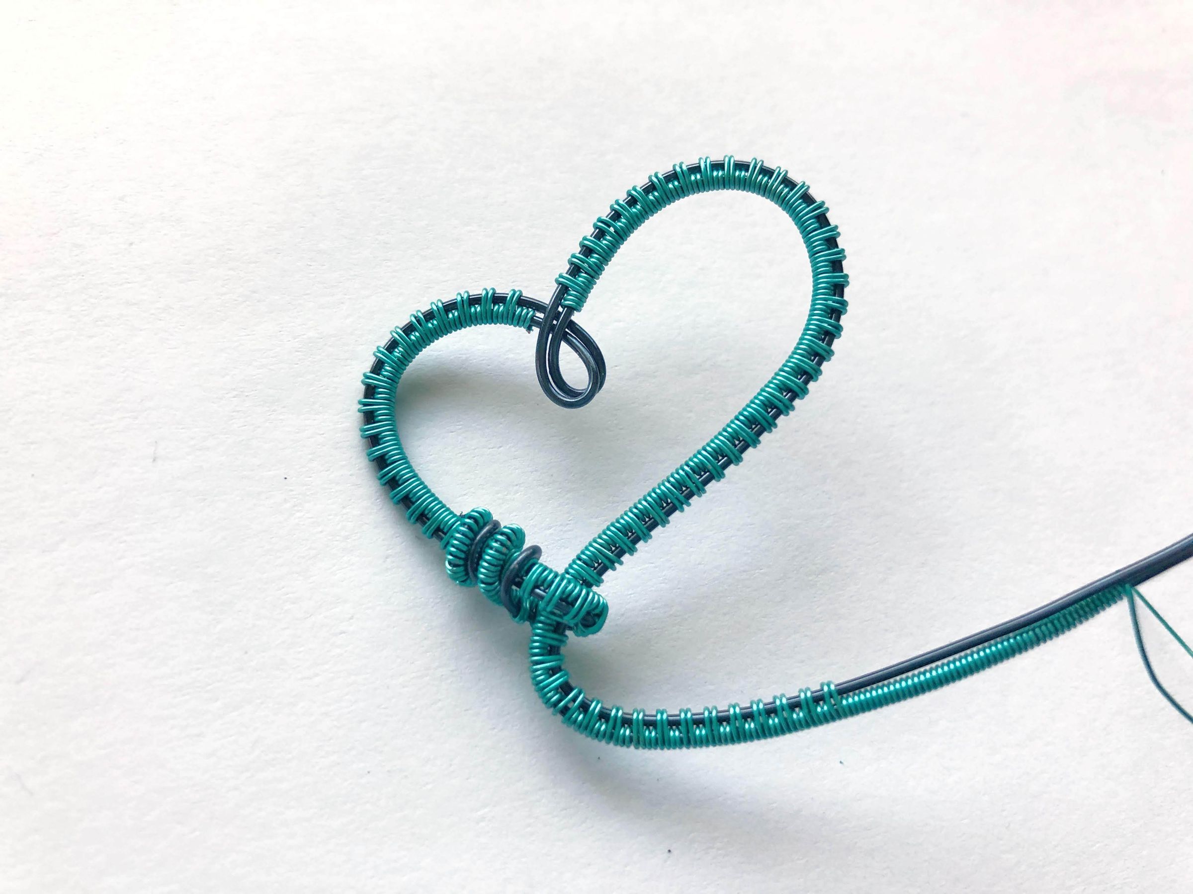 Woven Wire Hearts : 17 Steps (with Pictures) - Instructables